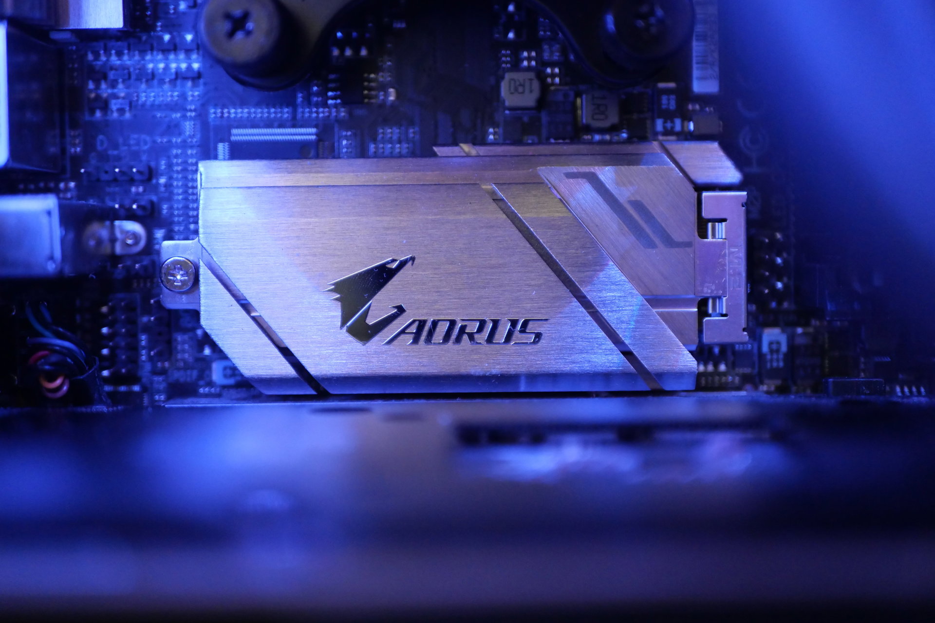 NZXT H210 w. R5 3600 / RTX 2060 Super » builds.gg