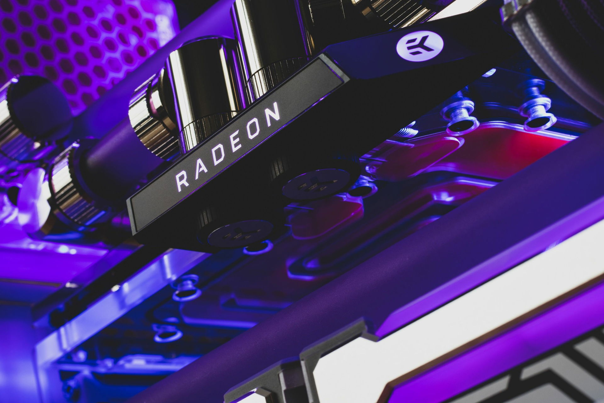 The Purple Cygnus - Lian Li O11 Dynamic Mini Snow White Edition » builds.gg