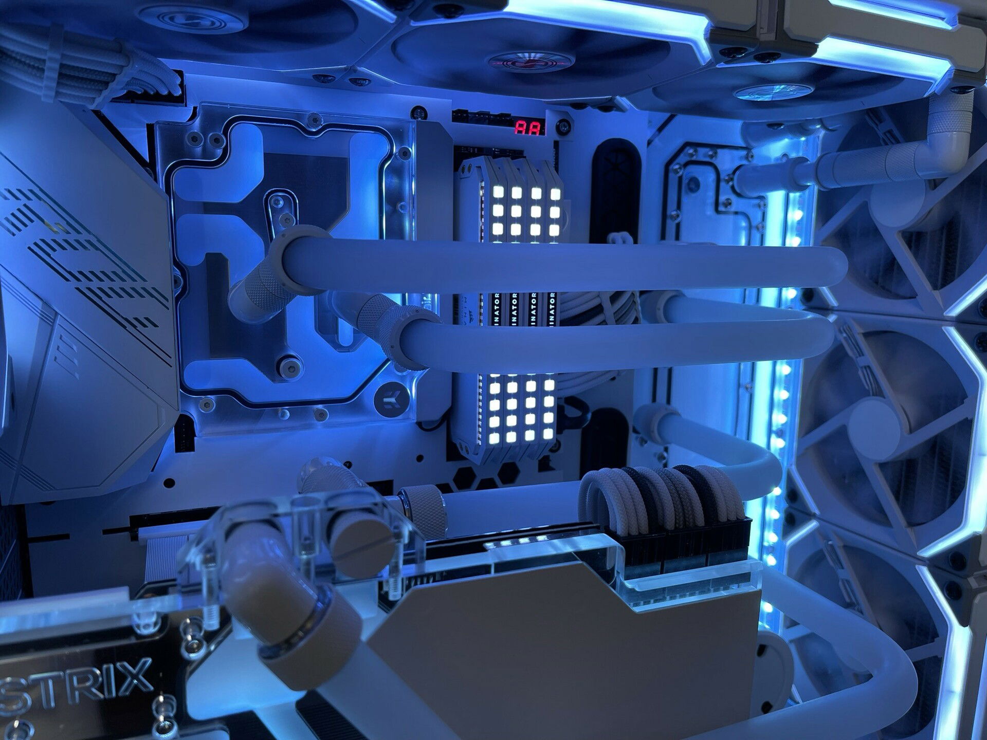 Corsair 5000D All White Watercooled Build » builds.gg