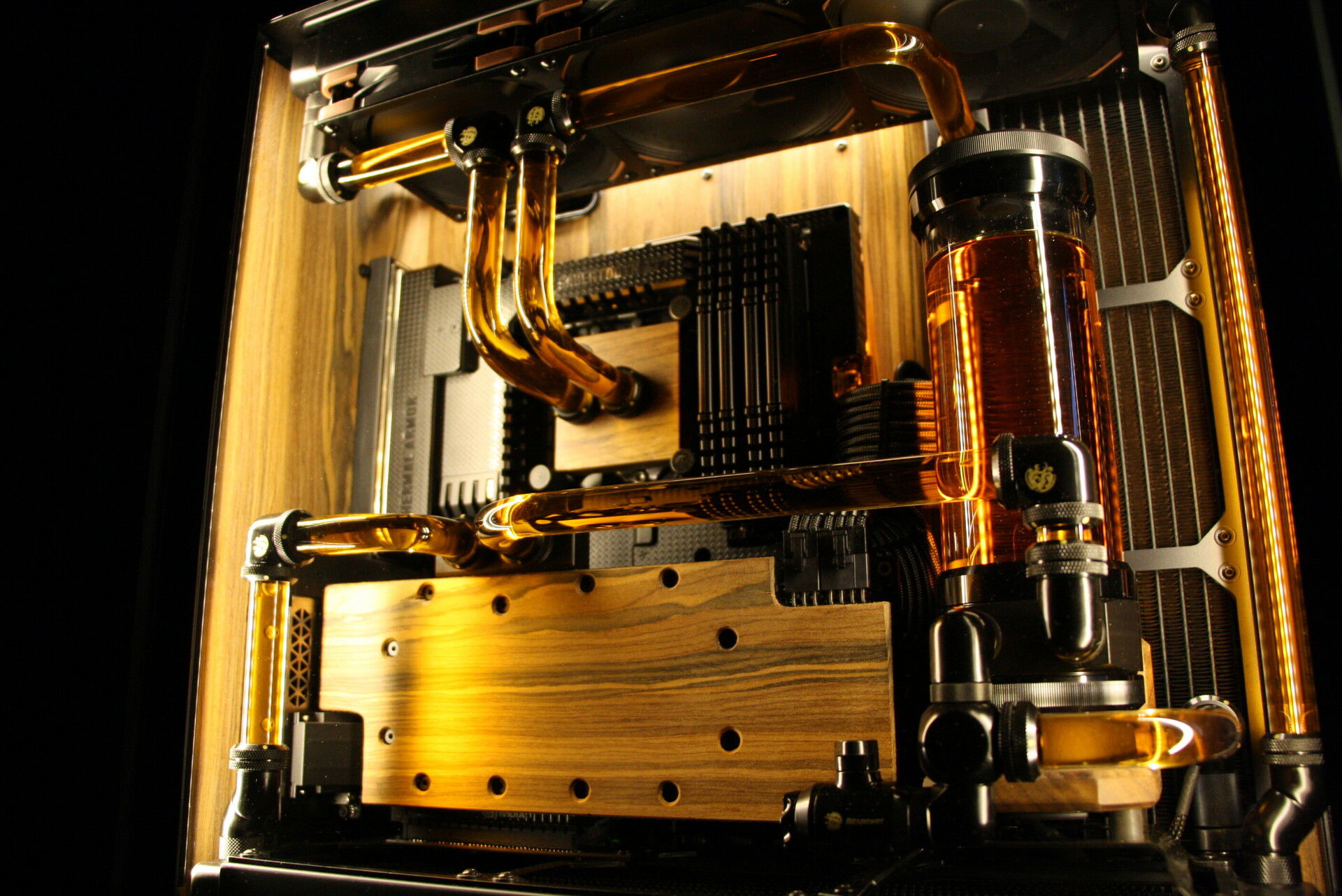 Lian Li O11D Woodmod » builds.gg