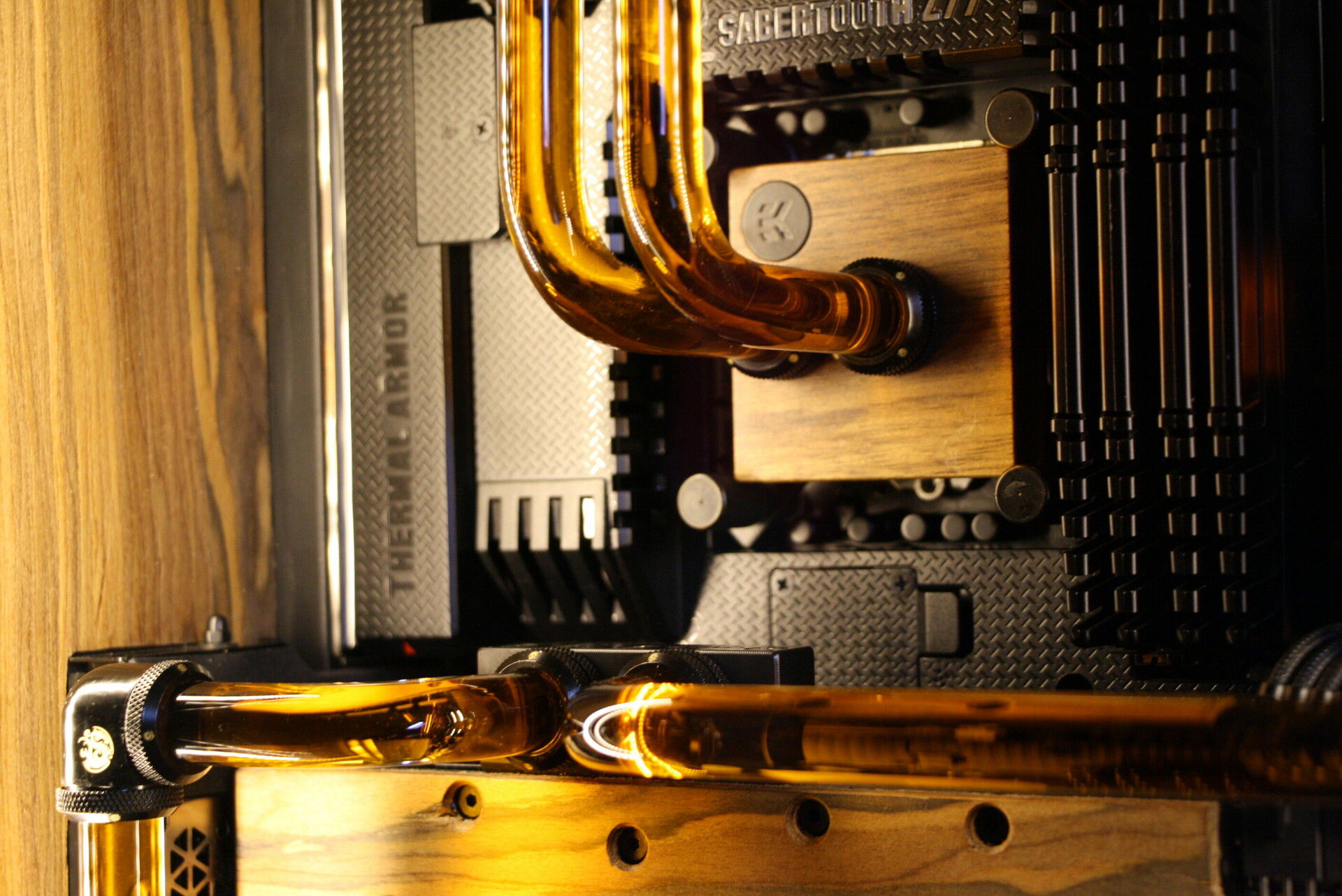 Lian Li O11D Woodmod » builds.gg