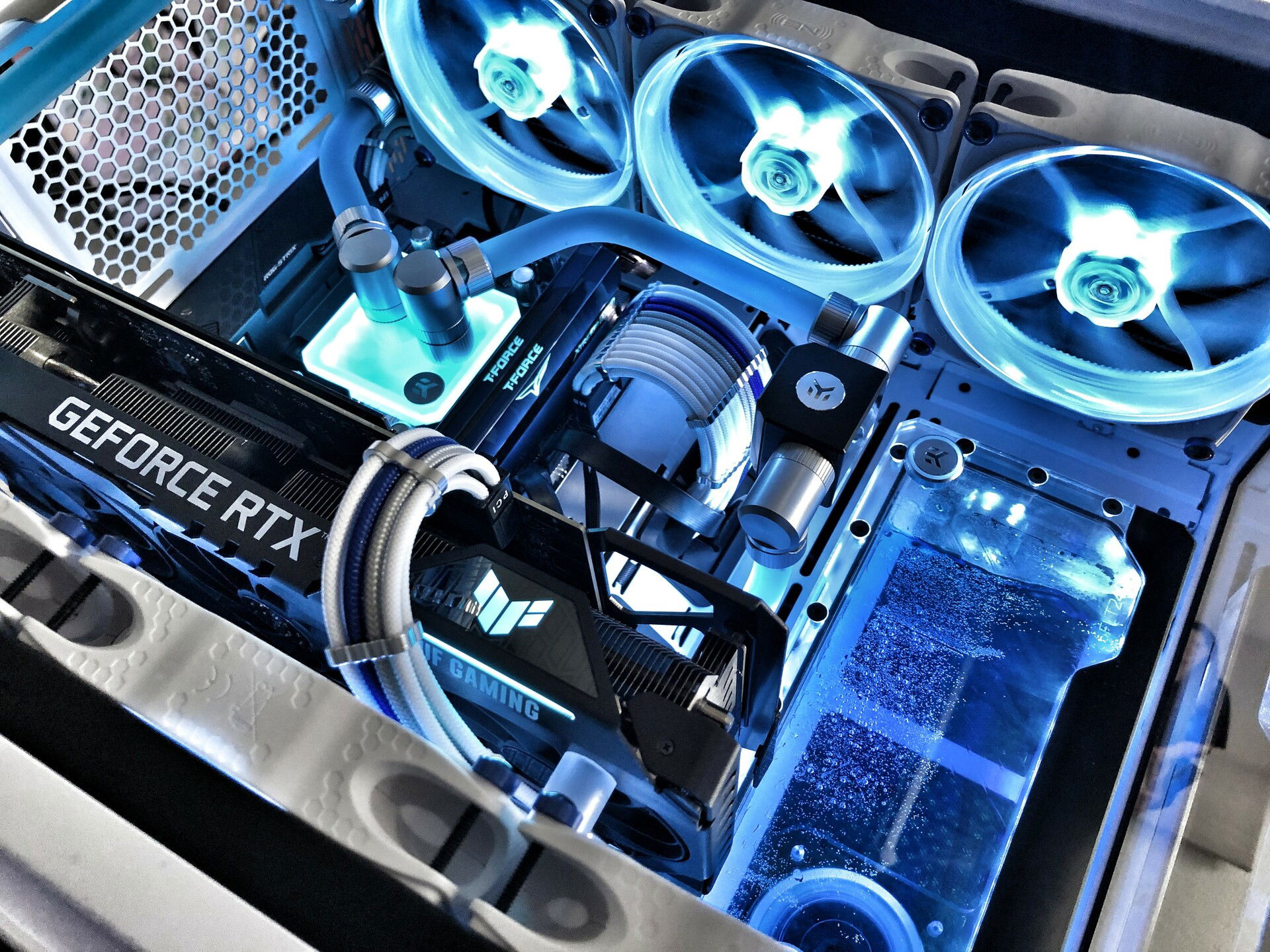 ICE Blue » builds.gg