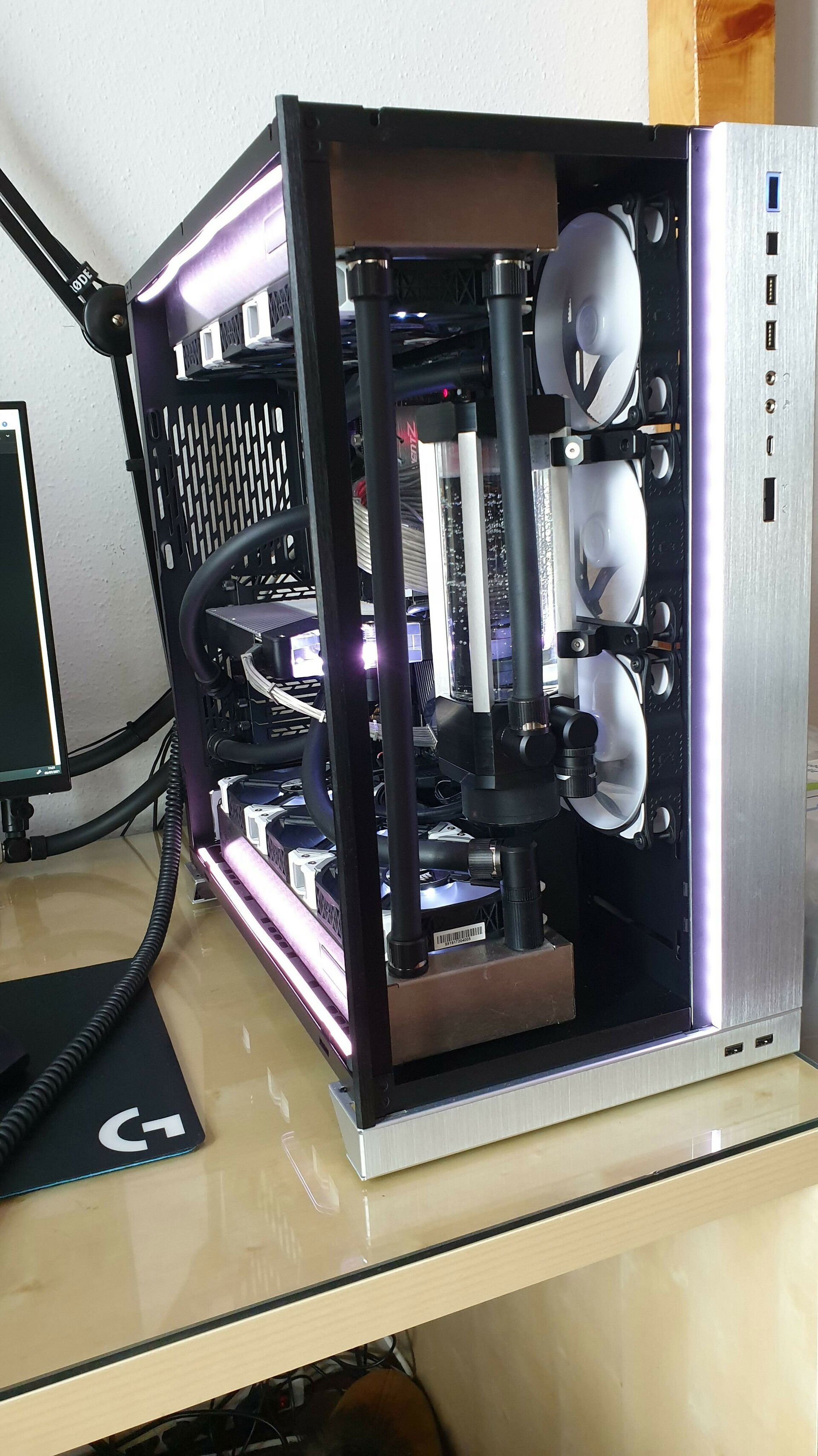 5900X, 3090 FE, custom loop in O11D XL » builds.gg