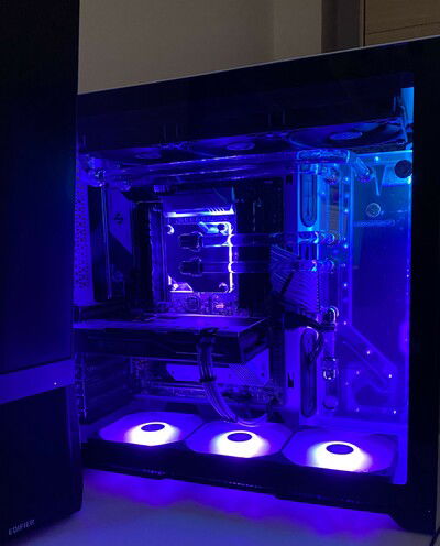 Customer Build. 25 - Lian-Li Custom loop » builds.gg