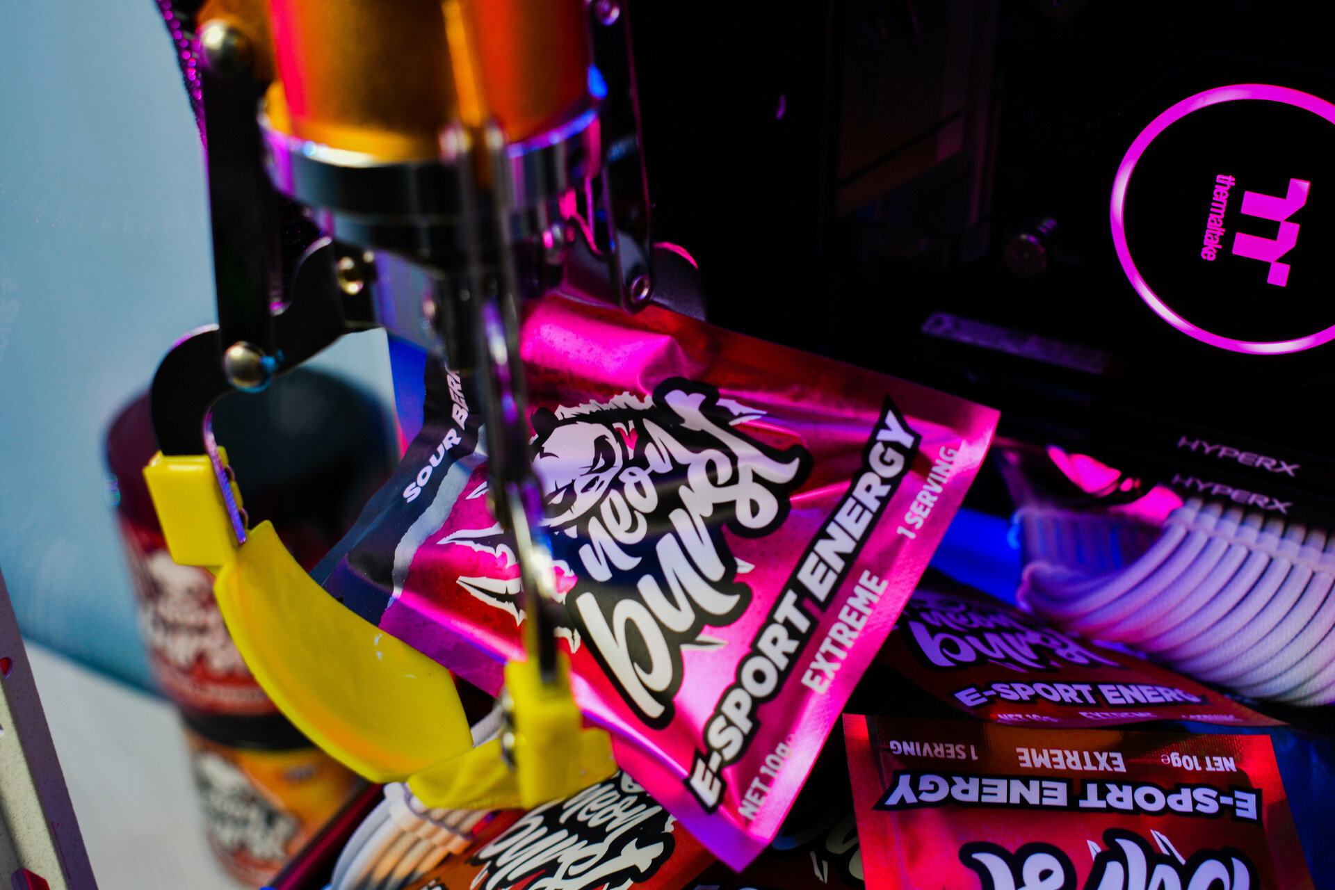 Neon Claw Machine » builds.gg