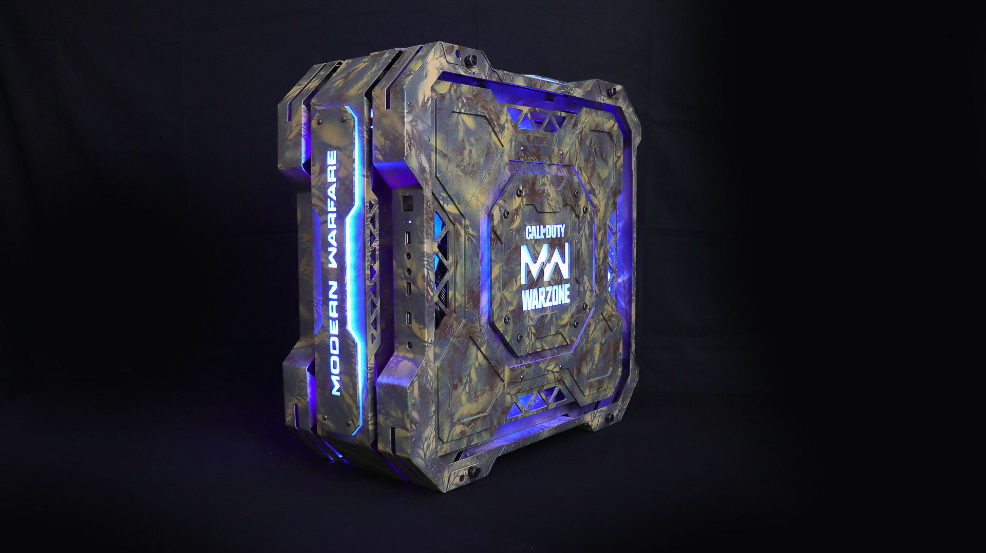 CALL OF DUTY WARZONE » builds.gg