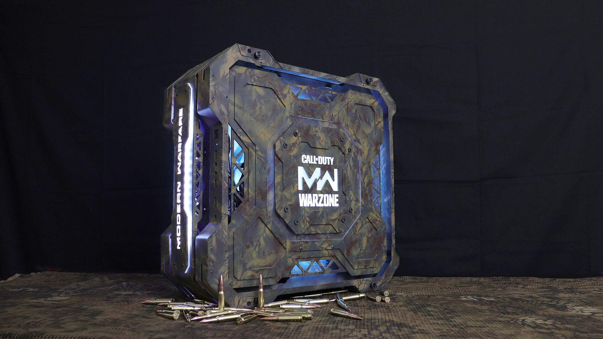 CALL OF DUTY WARZONE » builds.gg