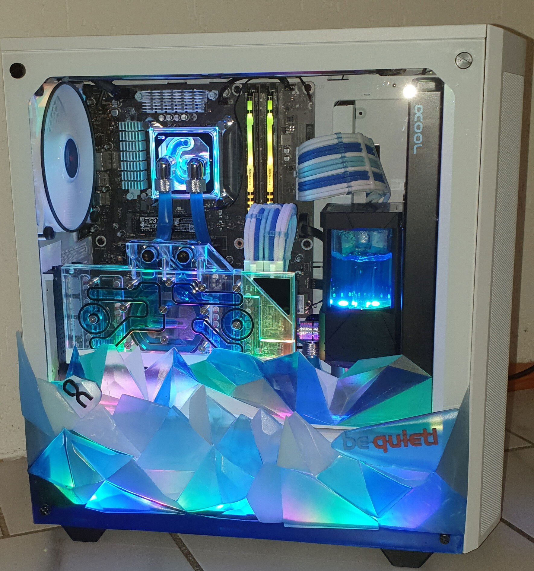 Poly-Ice-Glacier » builds.gg