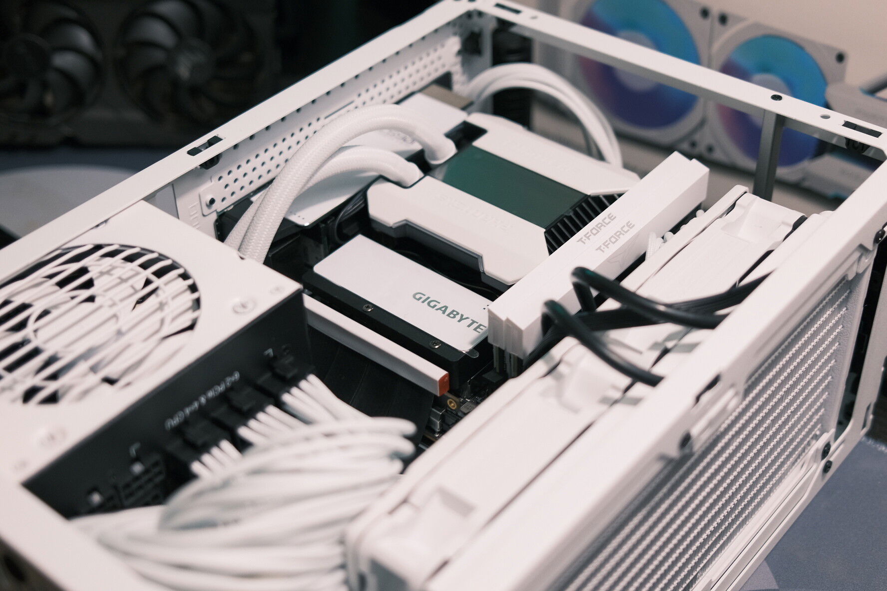 Mono-Mesh » builds.gg