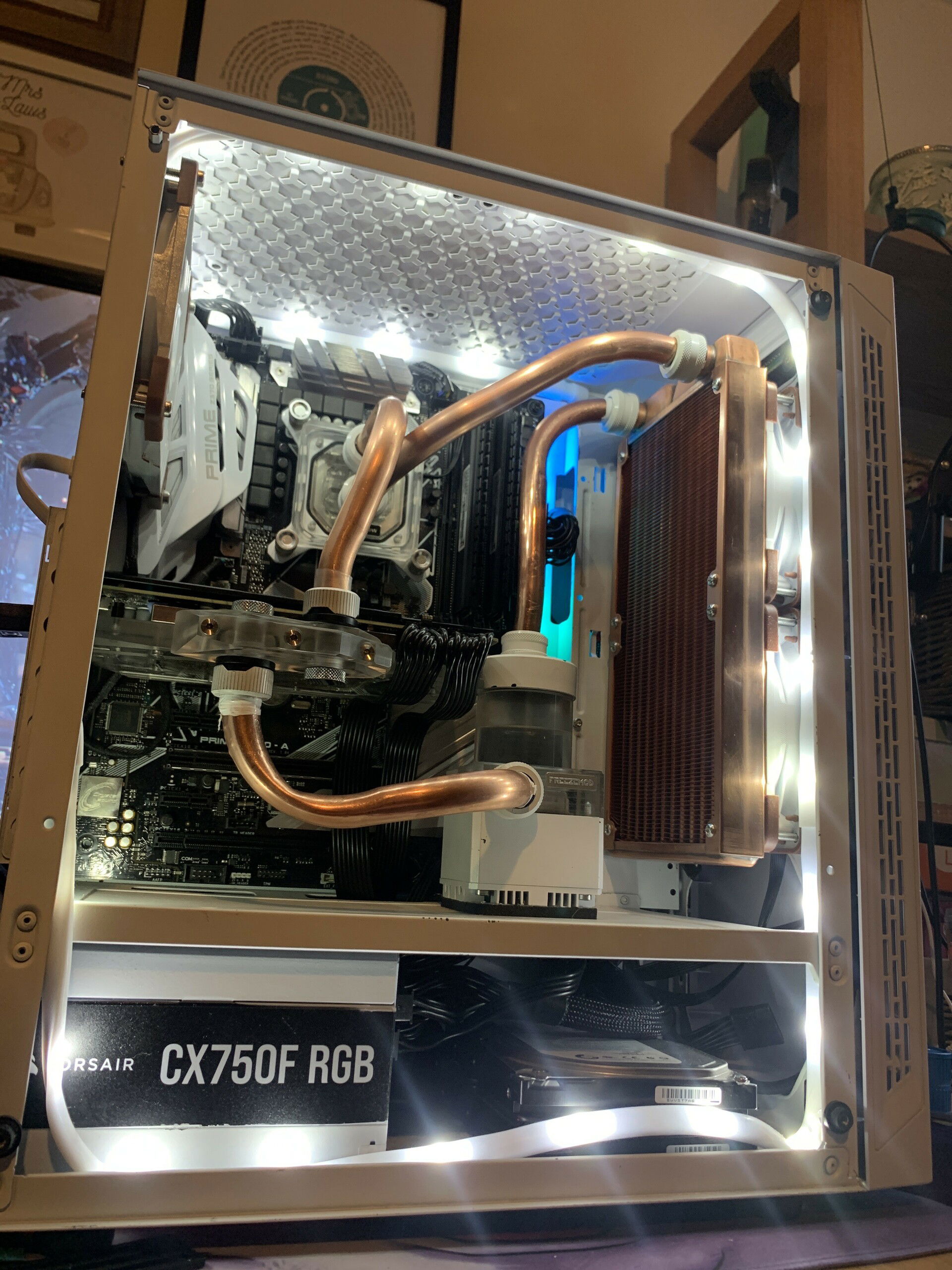 Industrial/Steampunk wooden/copper PC » builds.gg