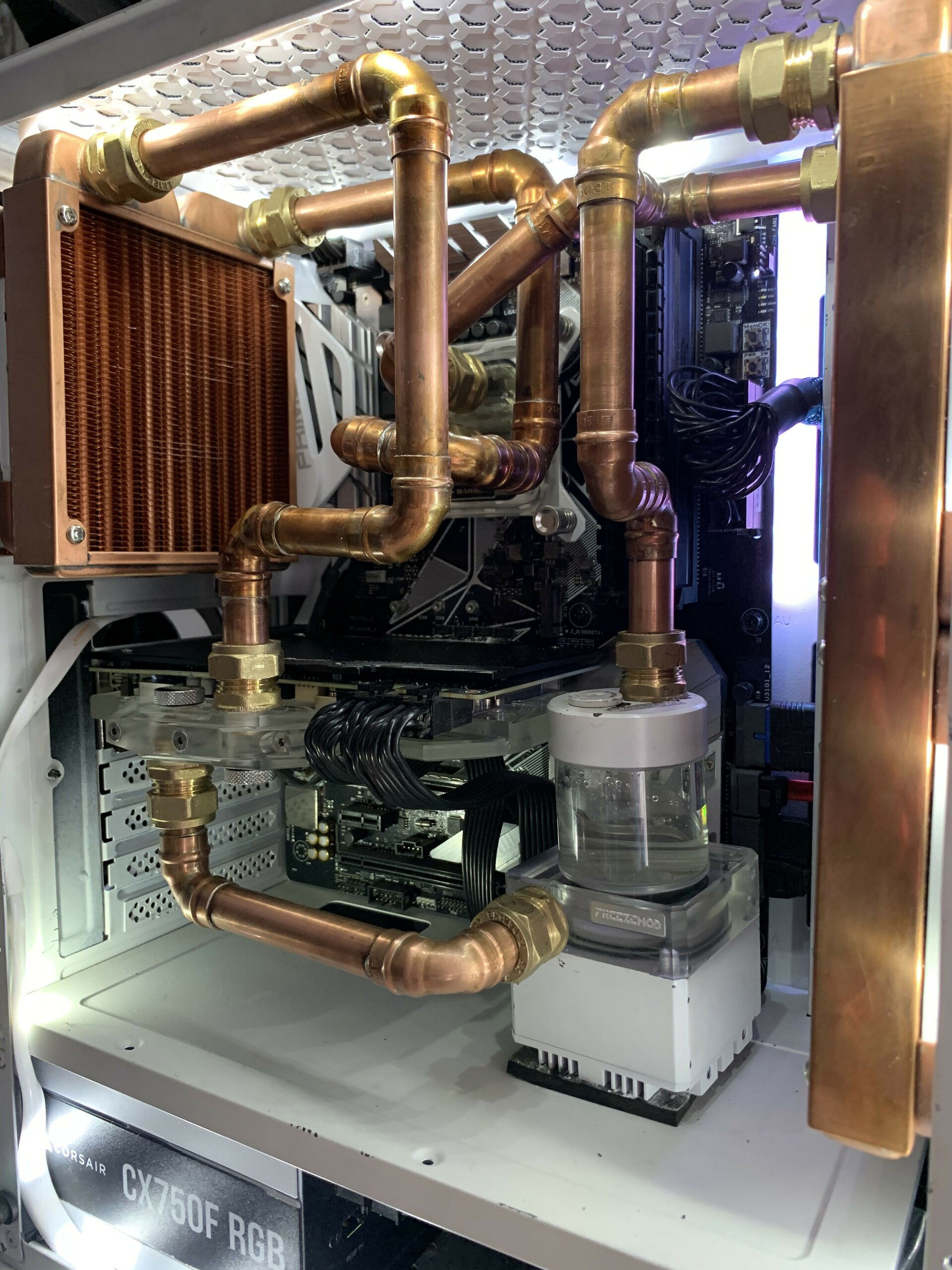 Industrial/Steampunk wooden/copper PC » builds.gg