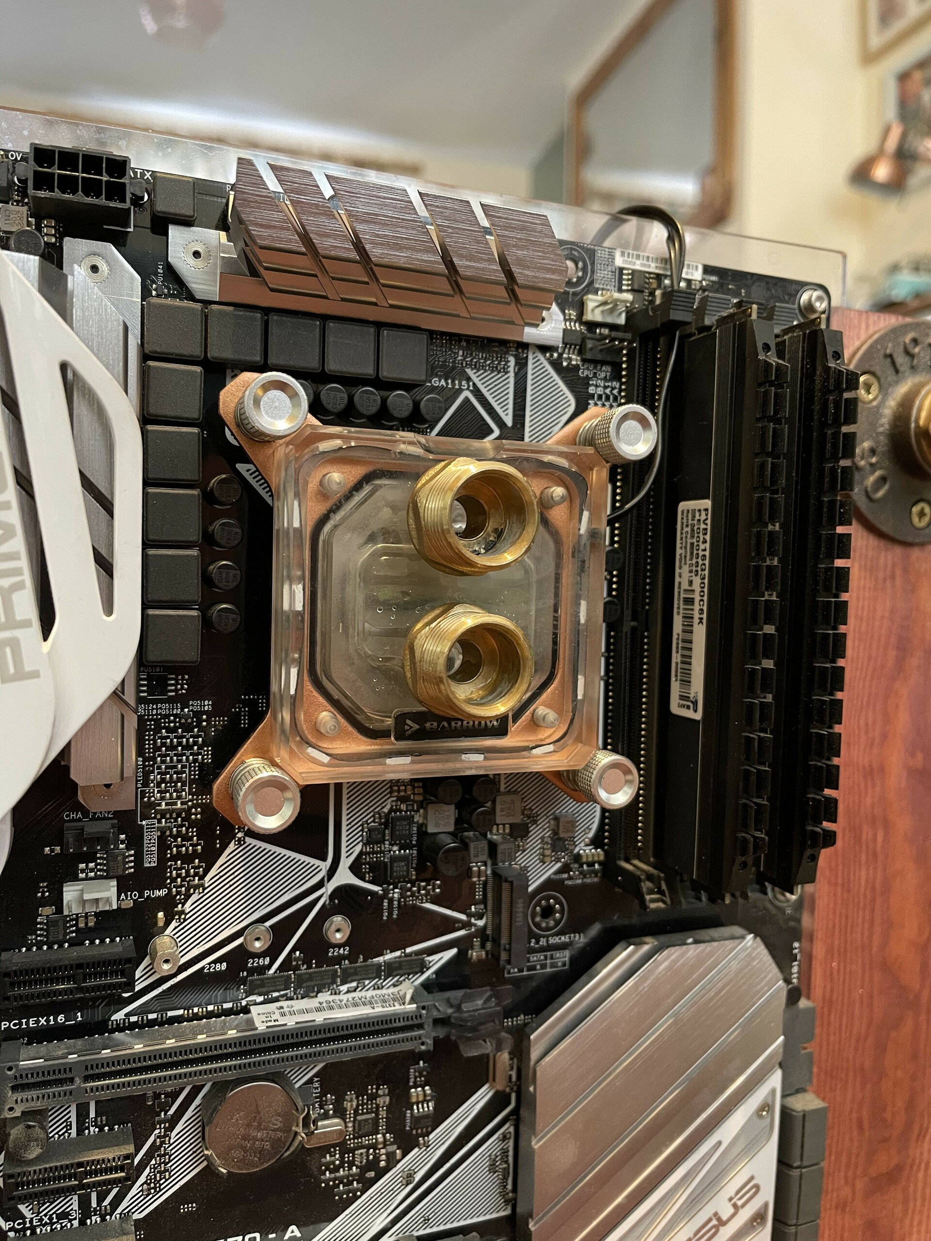 Industrial/Steampunk wooden/copper PC » builds.gg