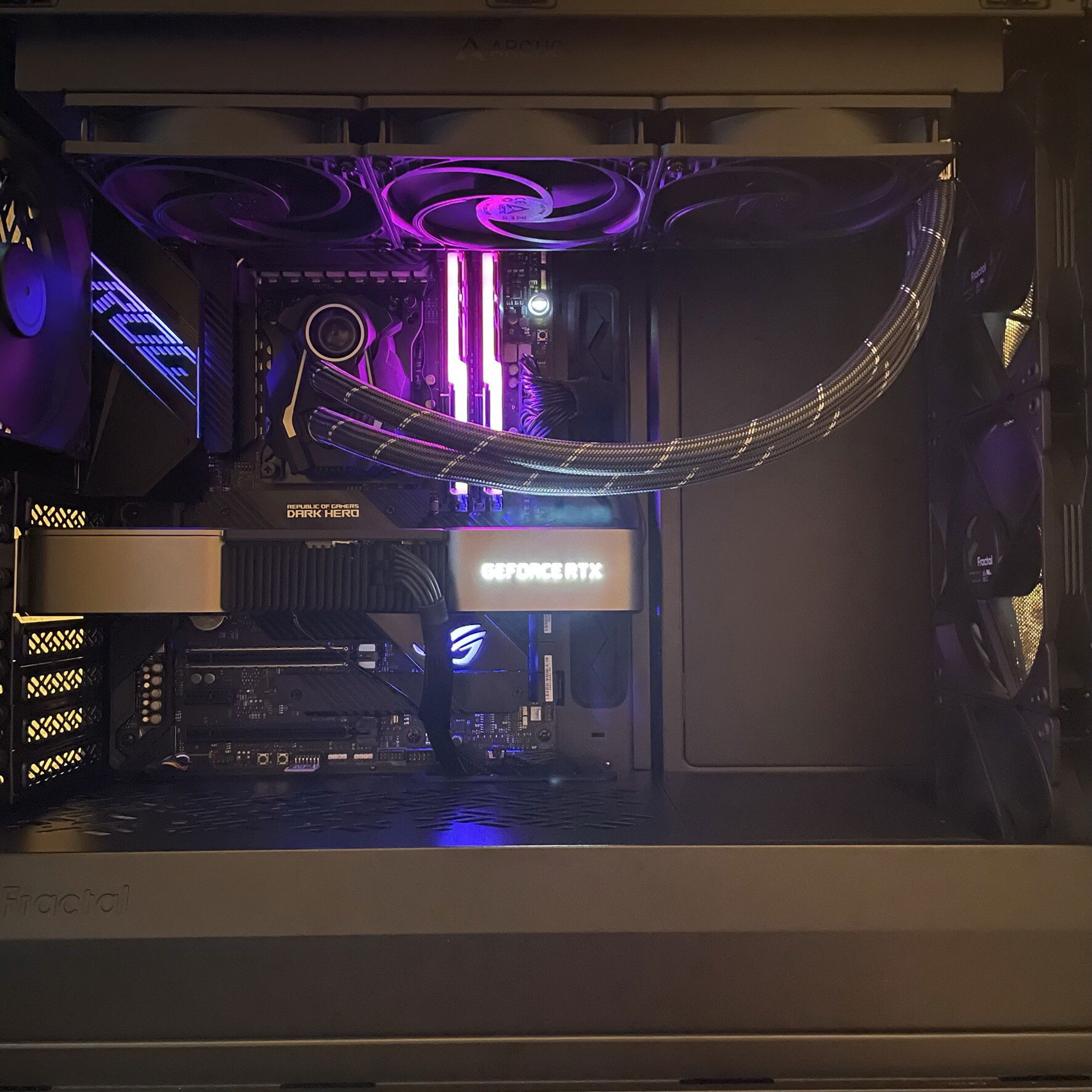 ASUS ROG Dark Hero Zen 3 Build » builds.gg