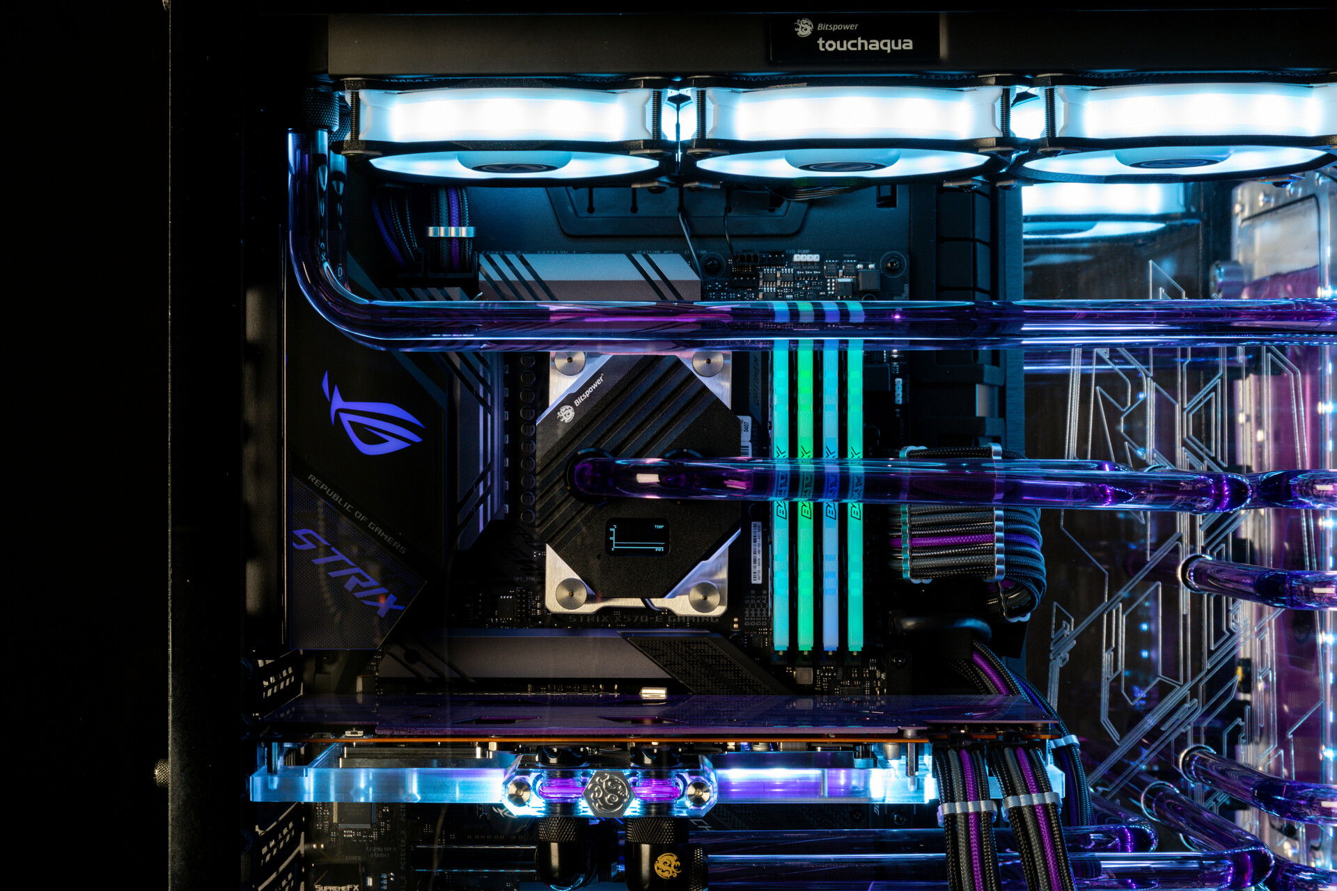 Lian Li O11 Dynamic XL ASUS Purple » builds.gg