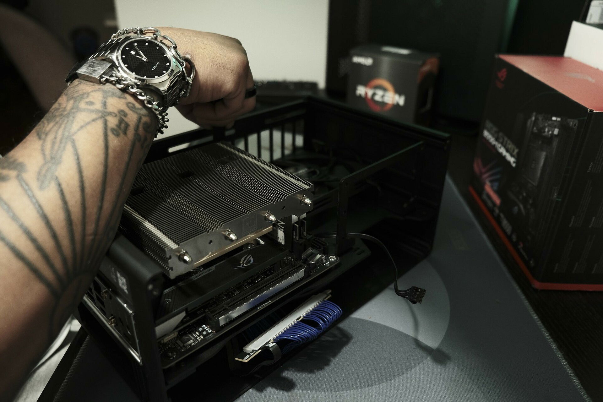 Louqe Ghost Nero One » builds.gg