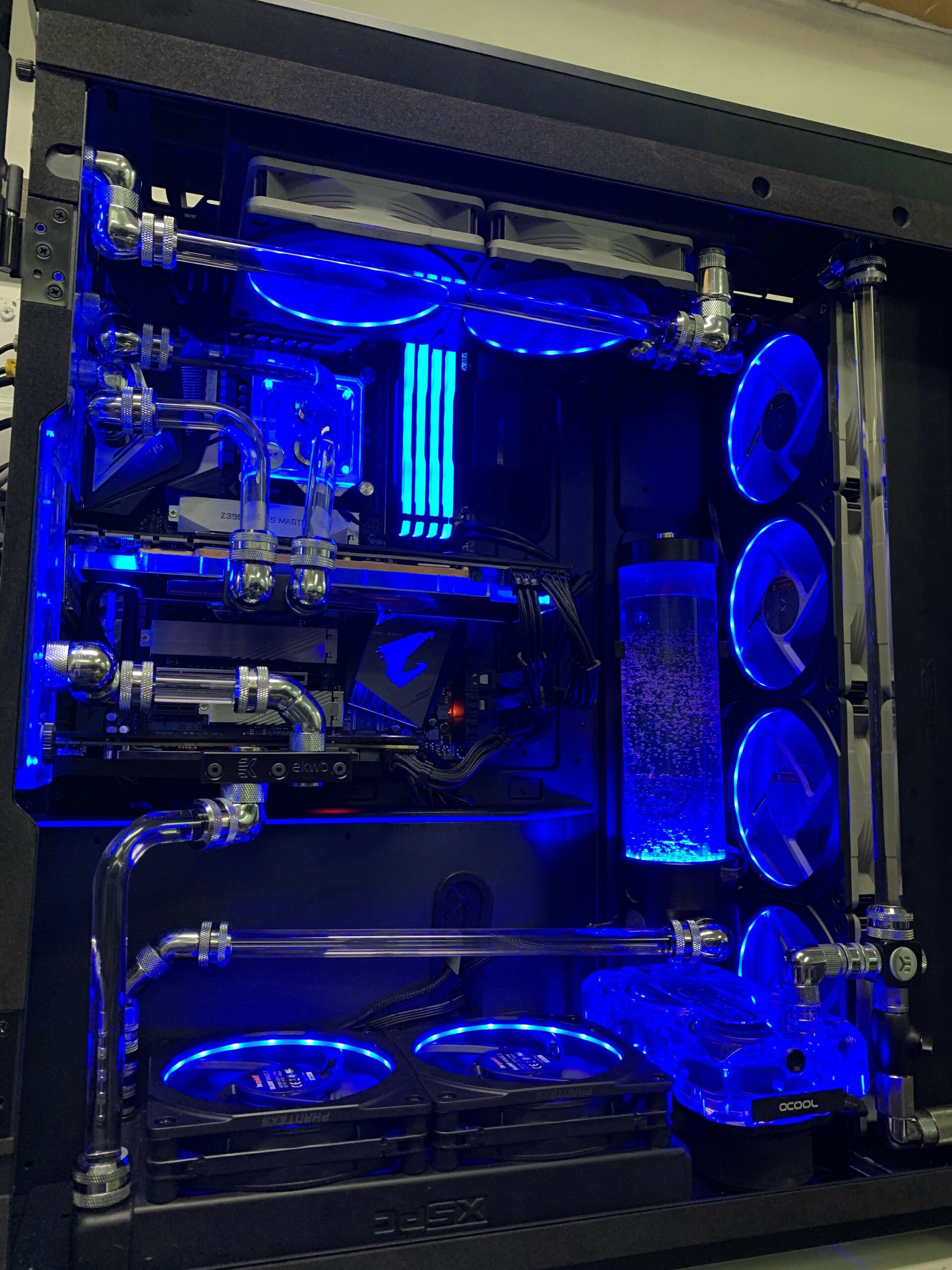 A stupid large PC case build » builds.gg