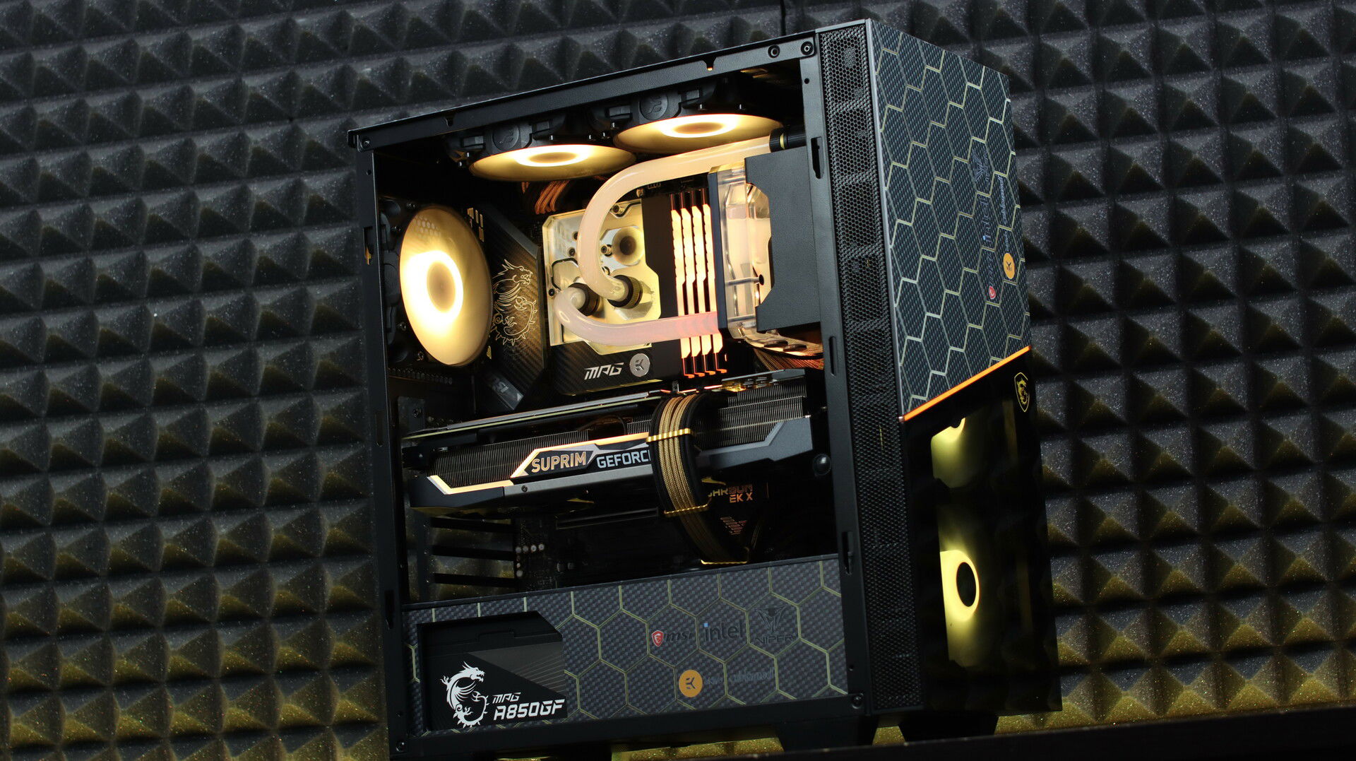 Carbon Gold » builds.gg