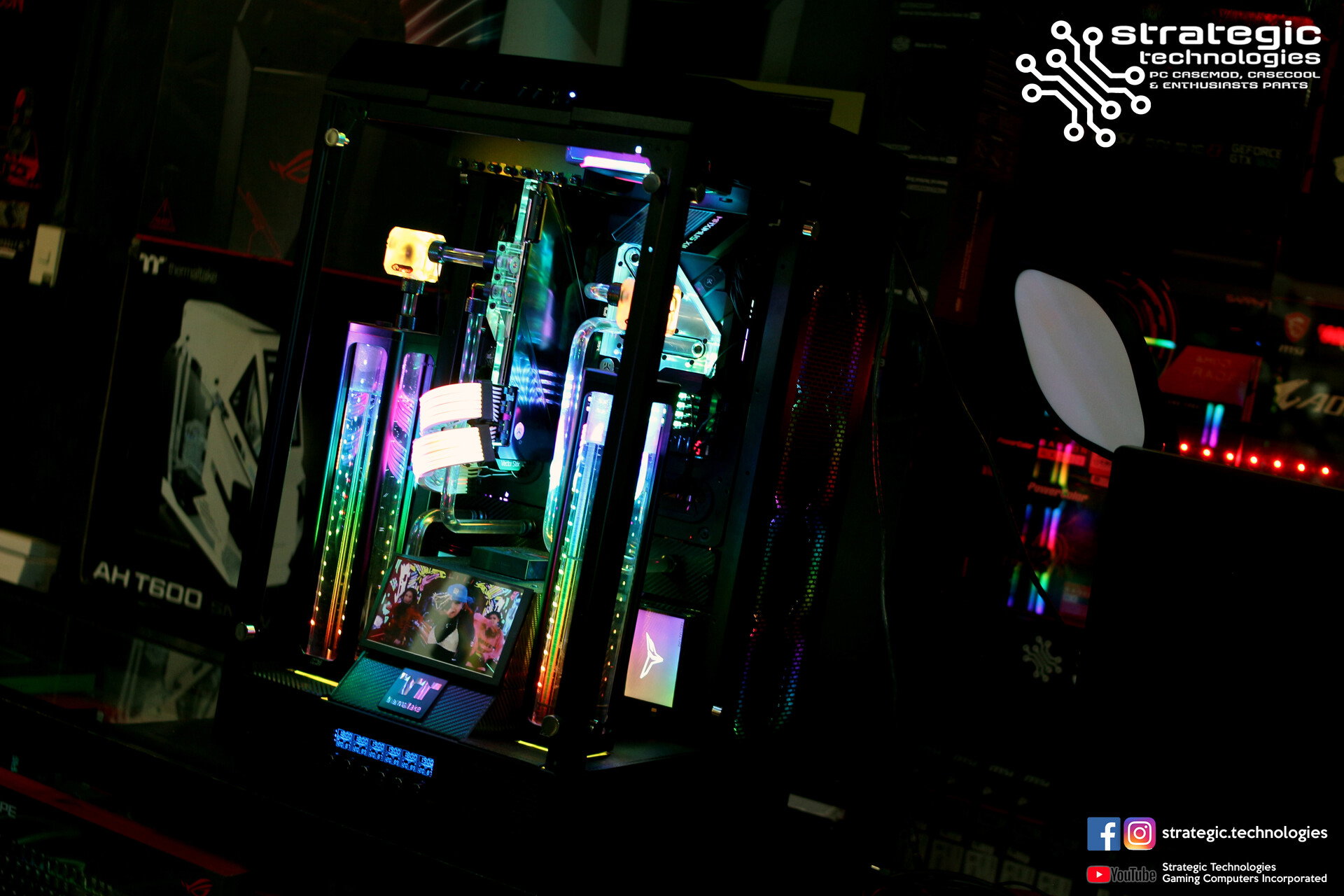 Thermaltake The Tower 900 full custom hard line liquid cooling - Brian ...
