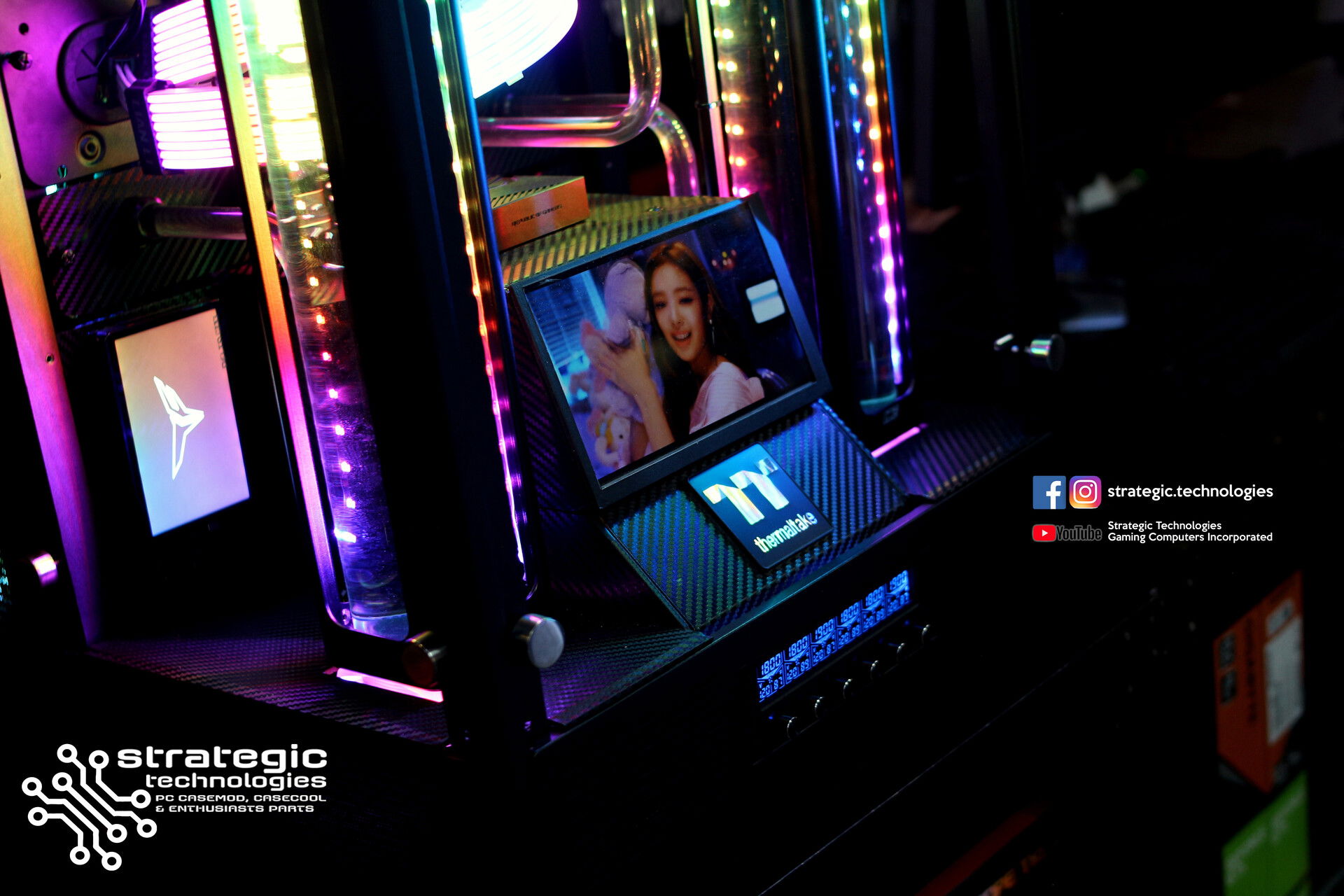 Thermaltake The Tower 900 full custom hard line liquid cooling - Brian ...