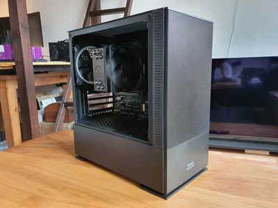 RED gaming pc » builds.gg