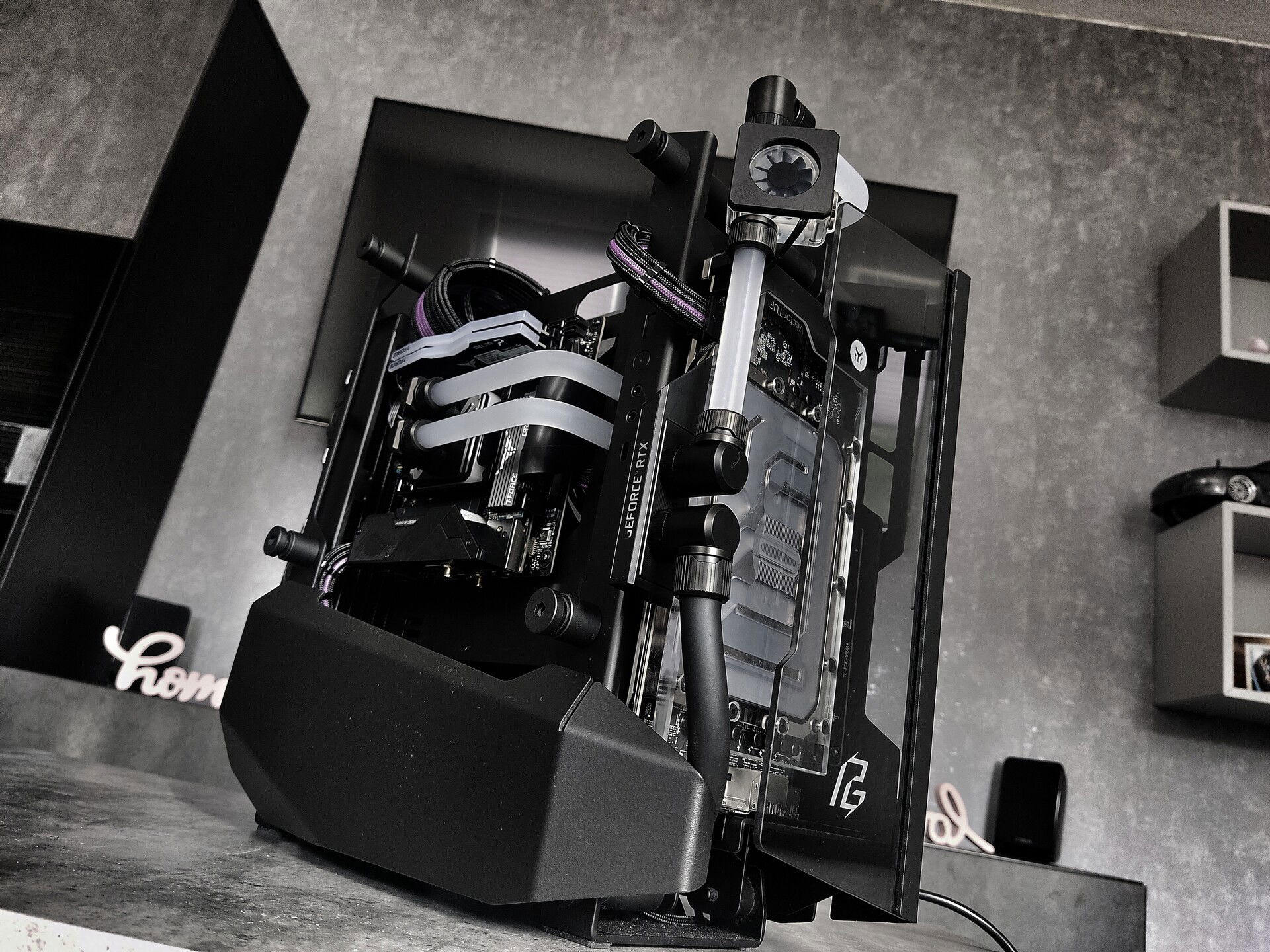 Striker » builds.gg