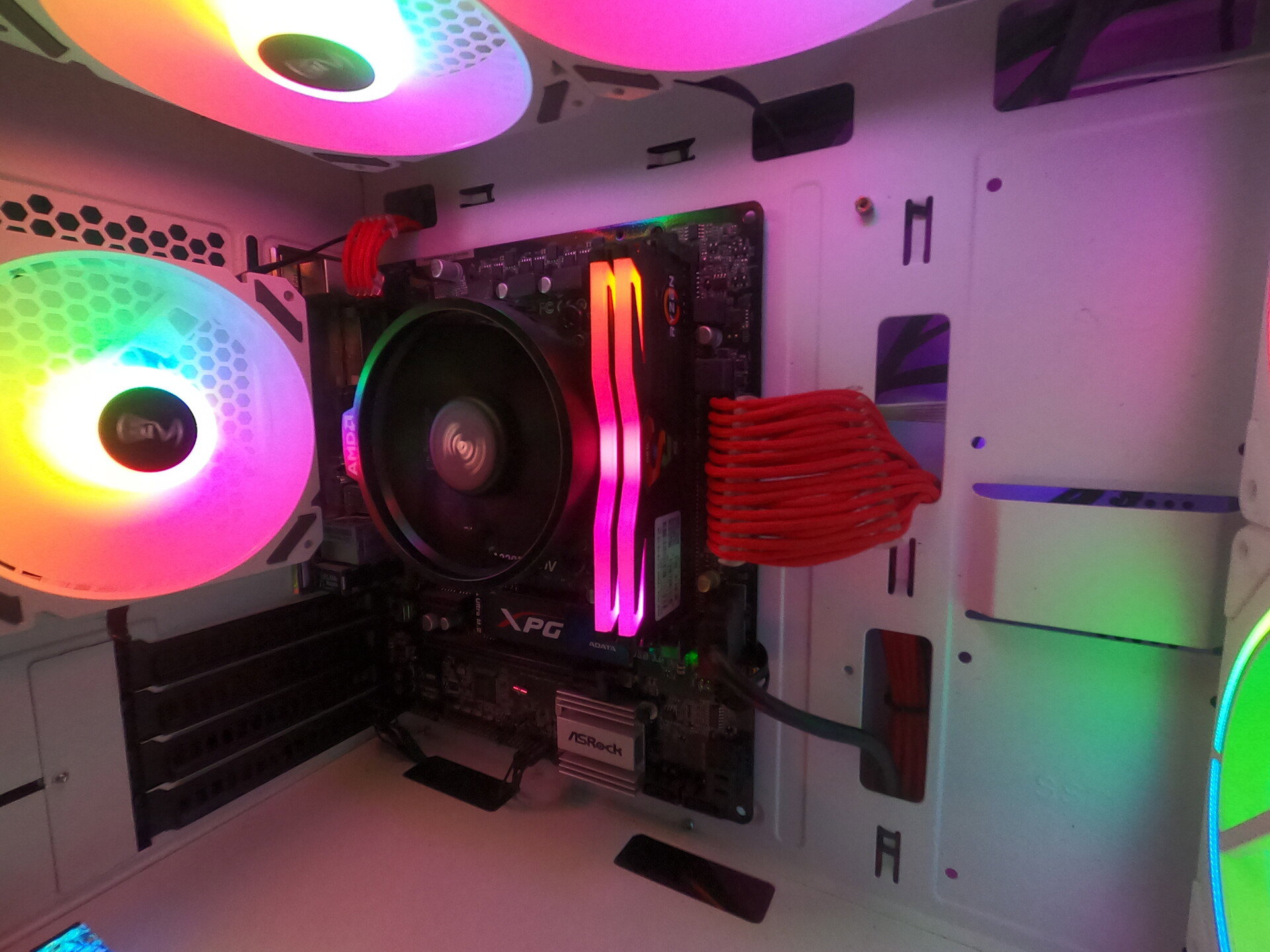 Case swap to the DarkFlash DLM21 » builds.gg