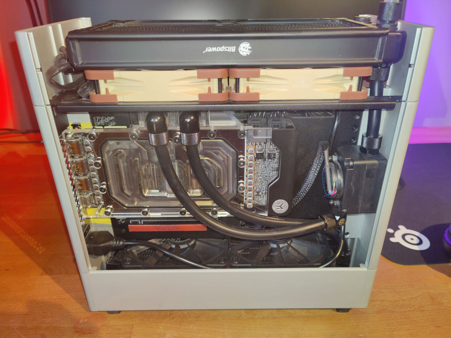 Louqe Ghost s1 Custom Loop » builds.gg