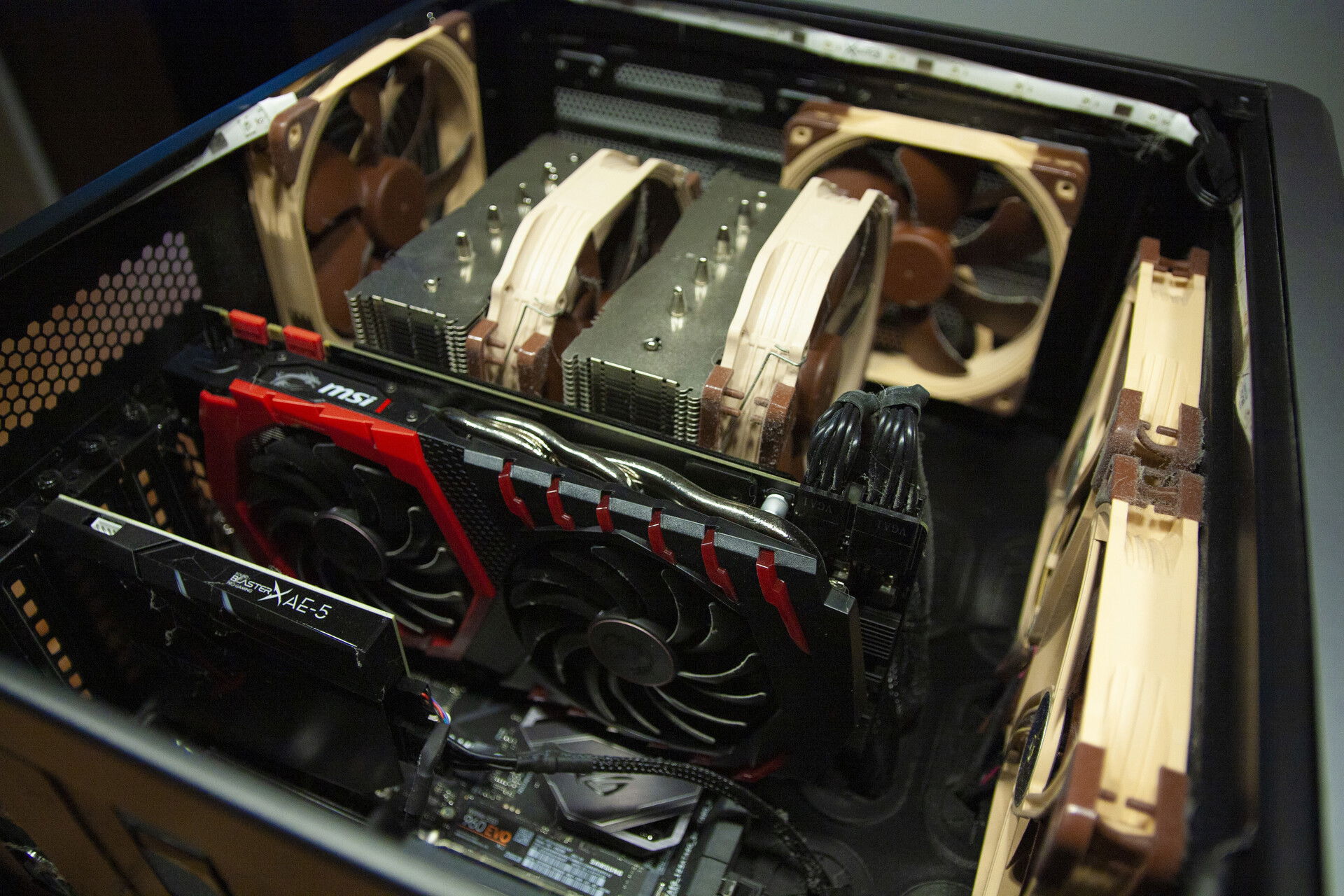 Gaming Box » builds.gg