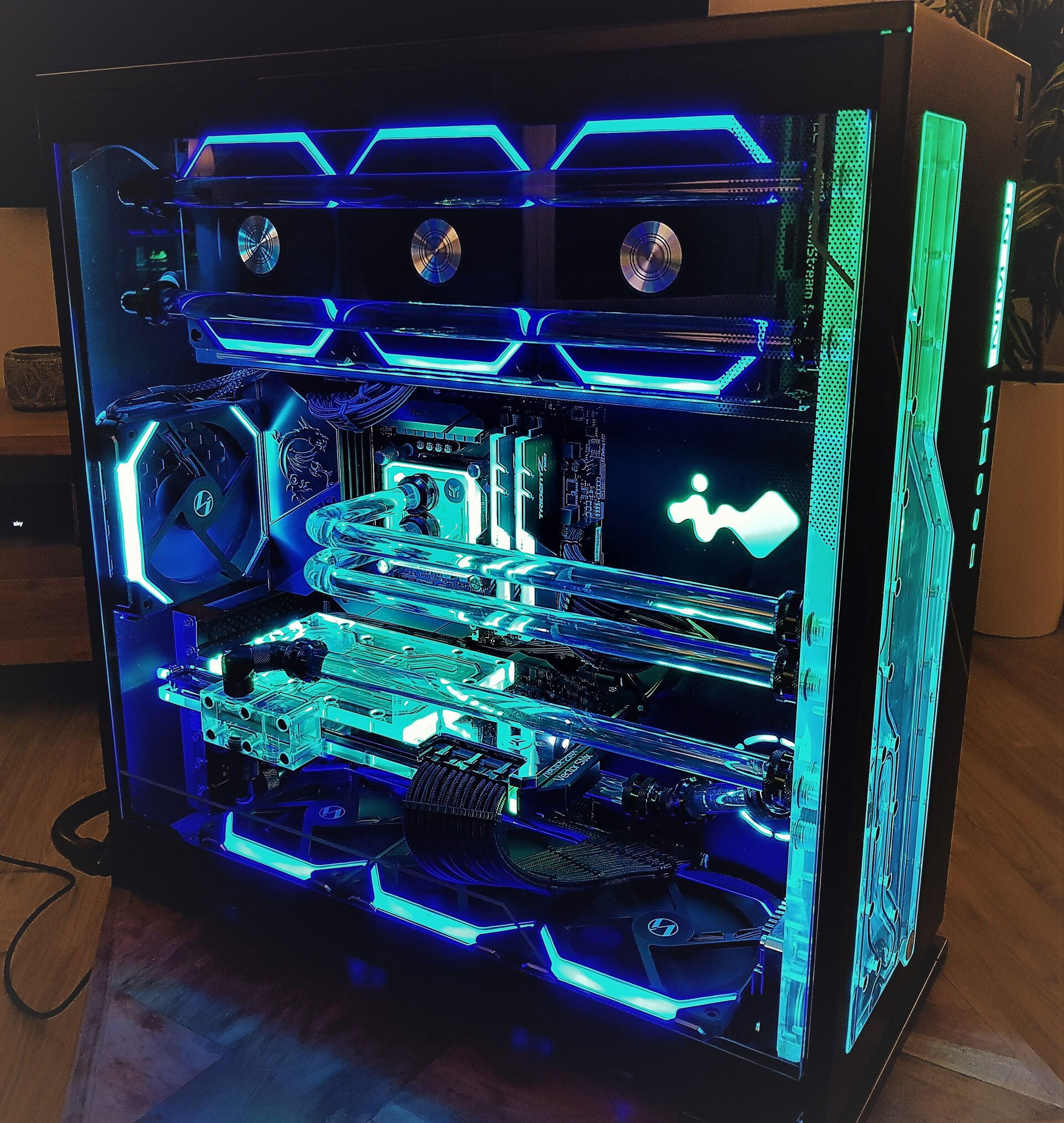 Blue & Green FPS machine » builds.gg