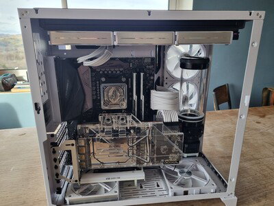 The Scandinavian - A minimalist oak wood PC case » builds.gg
