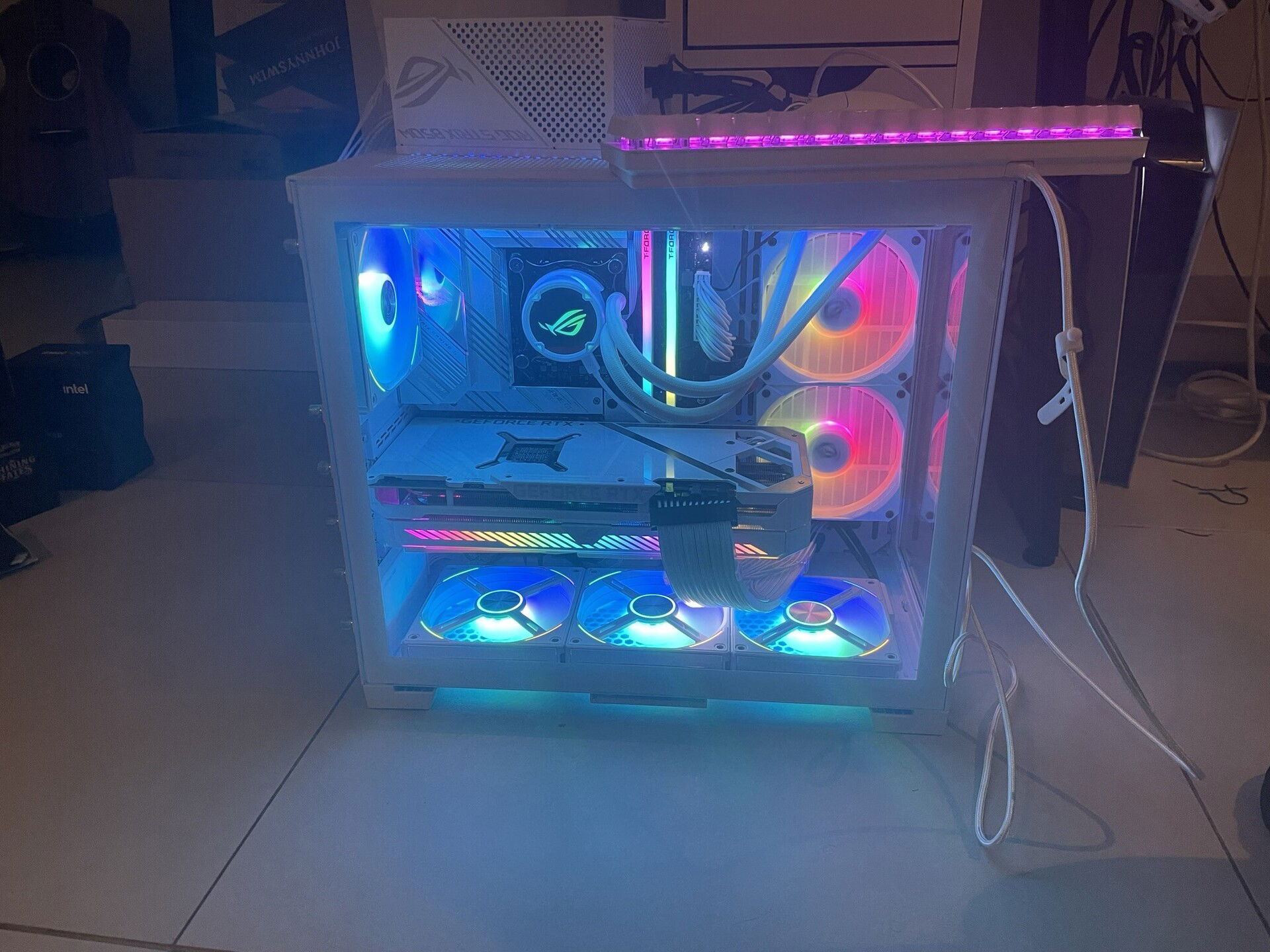 Current Comp » builds.gg