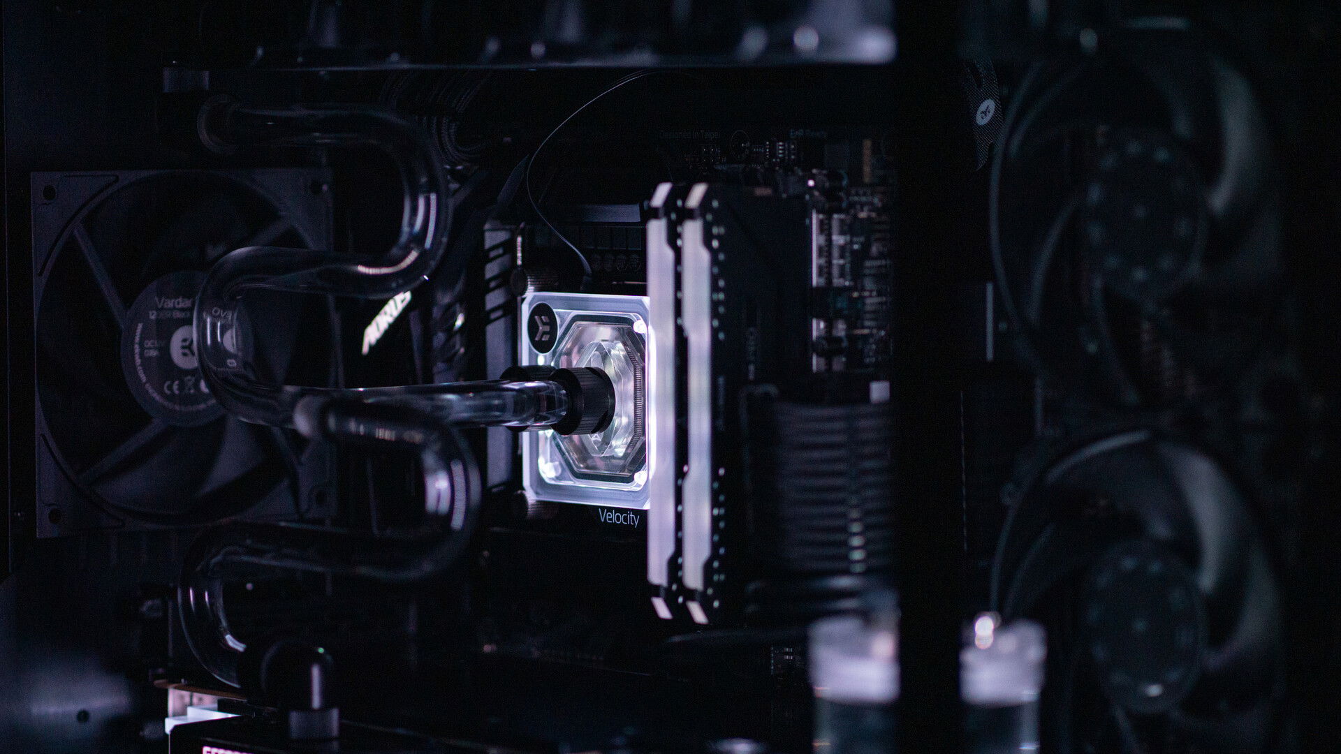 First Universal Cybernetic-Kinetic Ultra-Micro Programmer » builds.gg