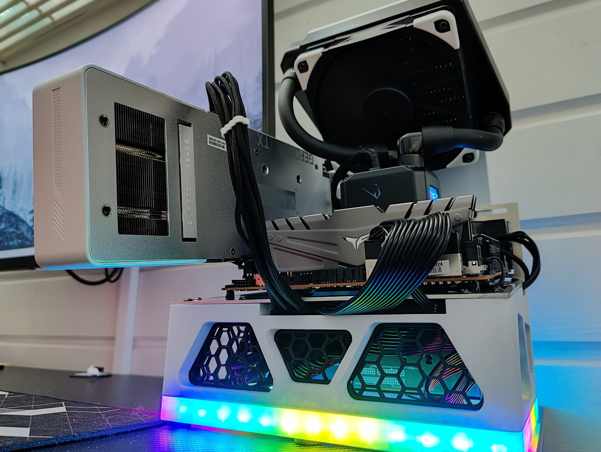 Placeholder - itx test bench » builds.gg