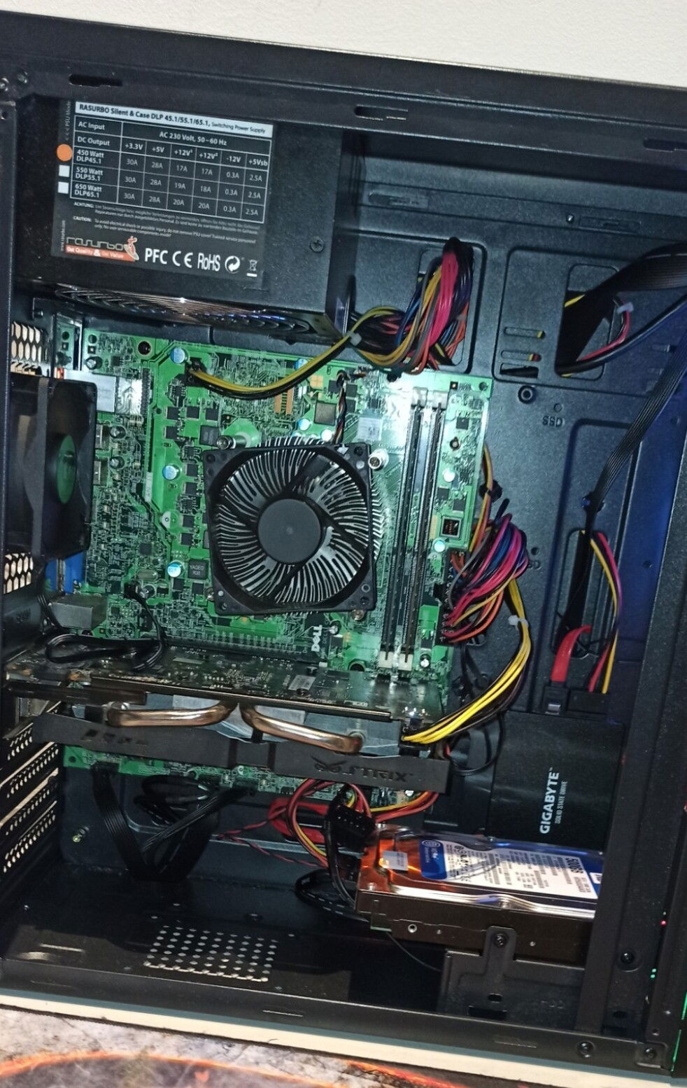 Aerocool streak hides crappy looking hardware extremely well » builds.gg