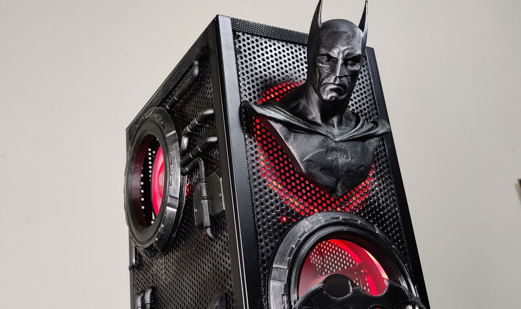 The Batman Casemod » builds.gg
