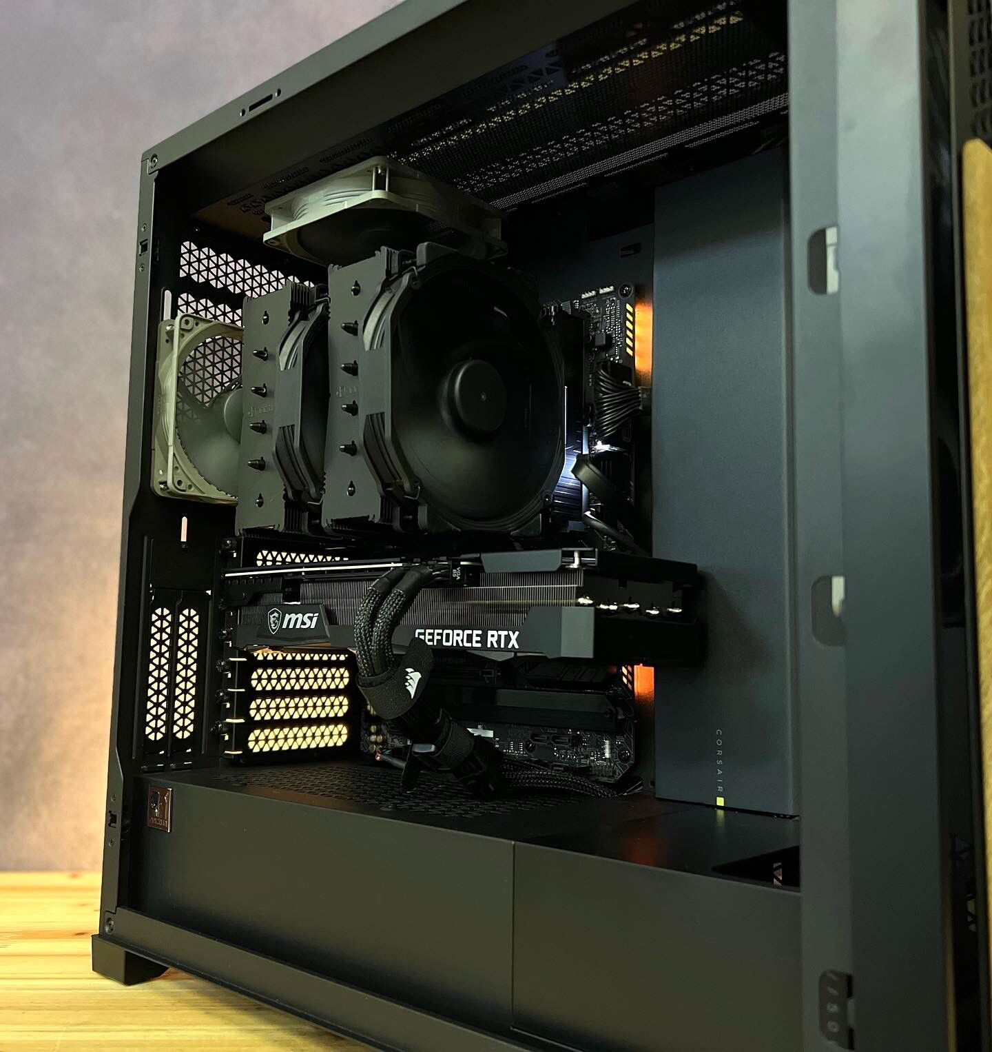 Corsair 5000D » builds.gg