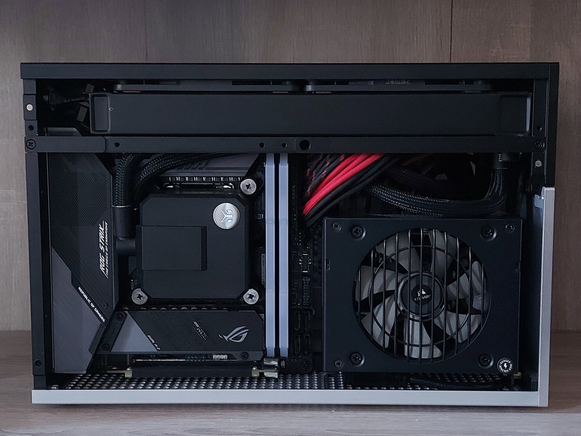 Red and Black SFF goodness » builds.gg