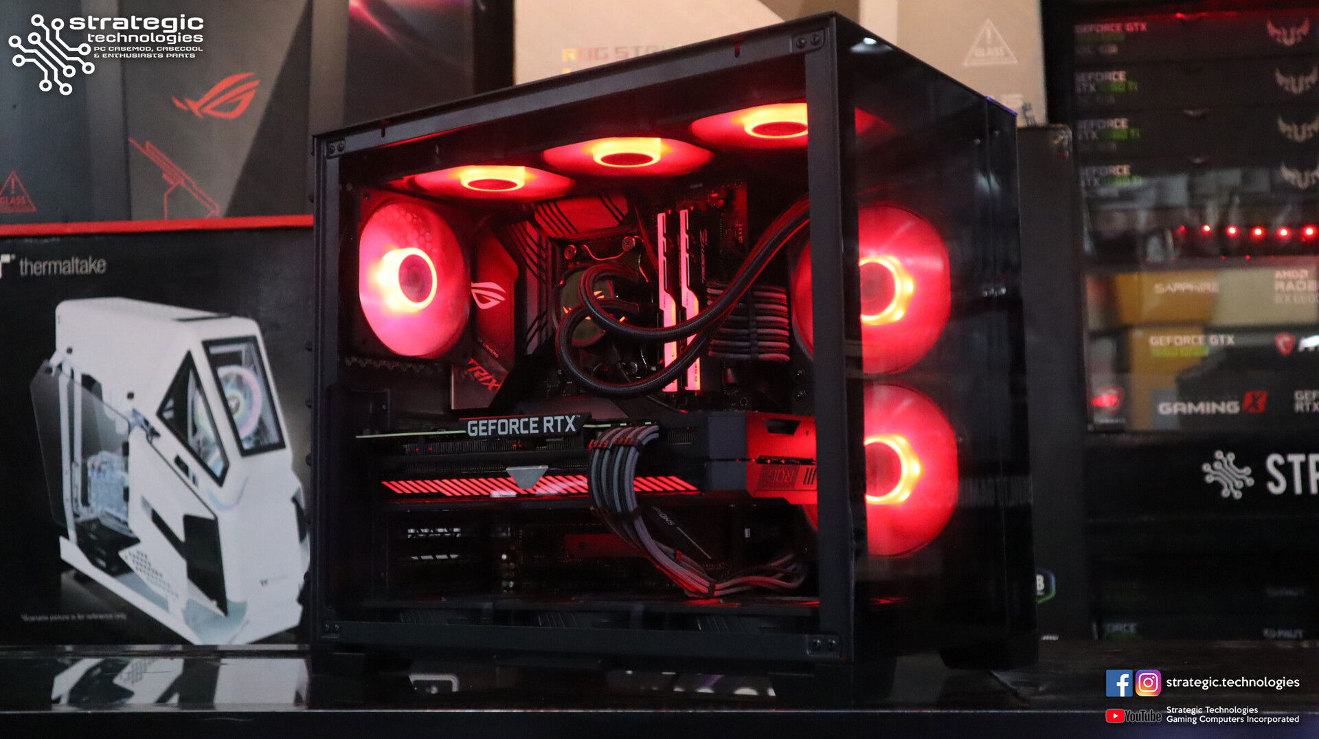 ASUS ROG Gaming PC build video inside Lian Li 011 Dynamic Mini » builds.gg
