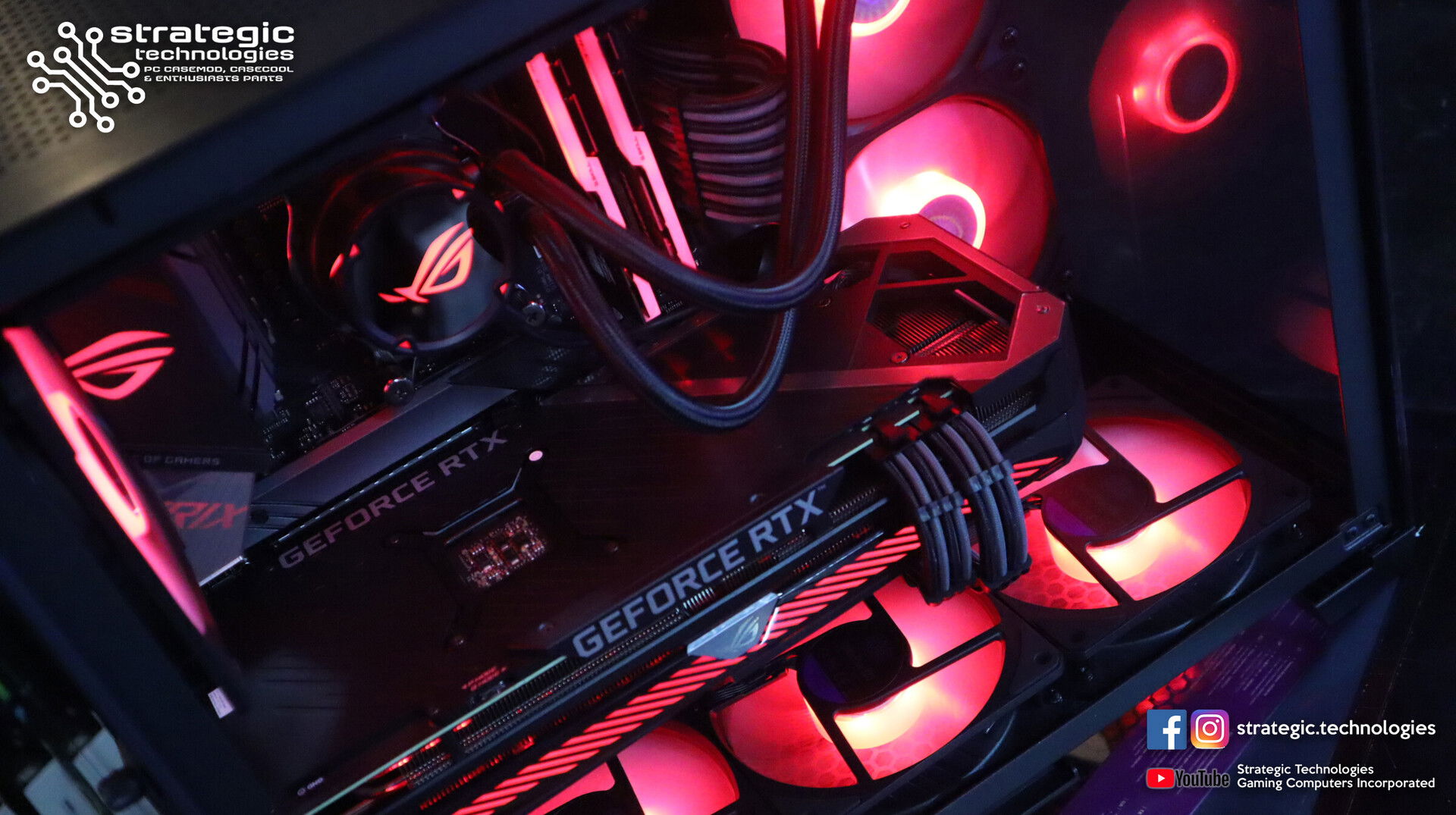 ASUS ROG Gaming PC build video inside Lian Li 011 Dynamic Mini » builds.gg