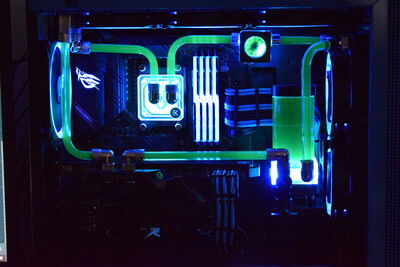 "COSK" - a wooden PC desk with a computer inside » builds.gg