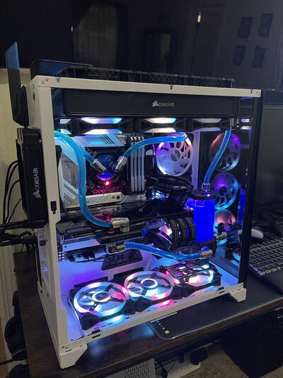 Custom Wall PC » builds.gg