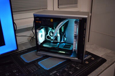 Custom Wall PC » builds.gg