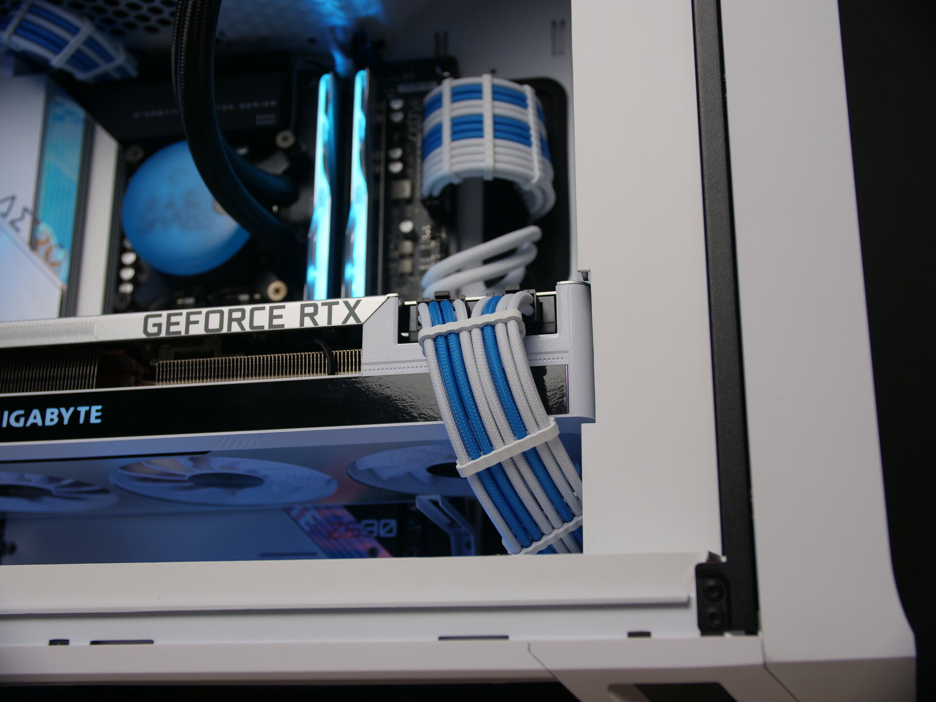 Torrent Compact » builds.gg