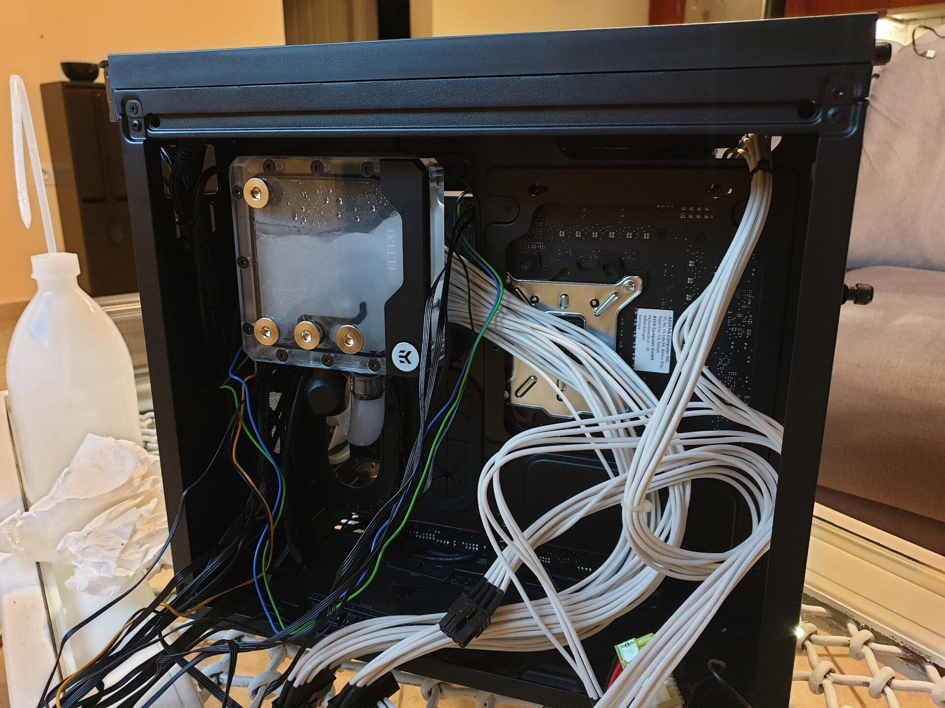 My Rig - 280x RGB » builds.gg