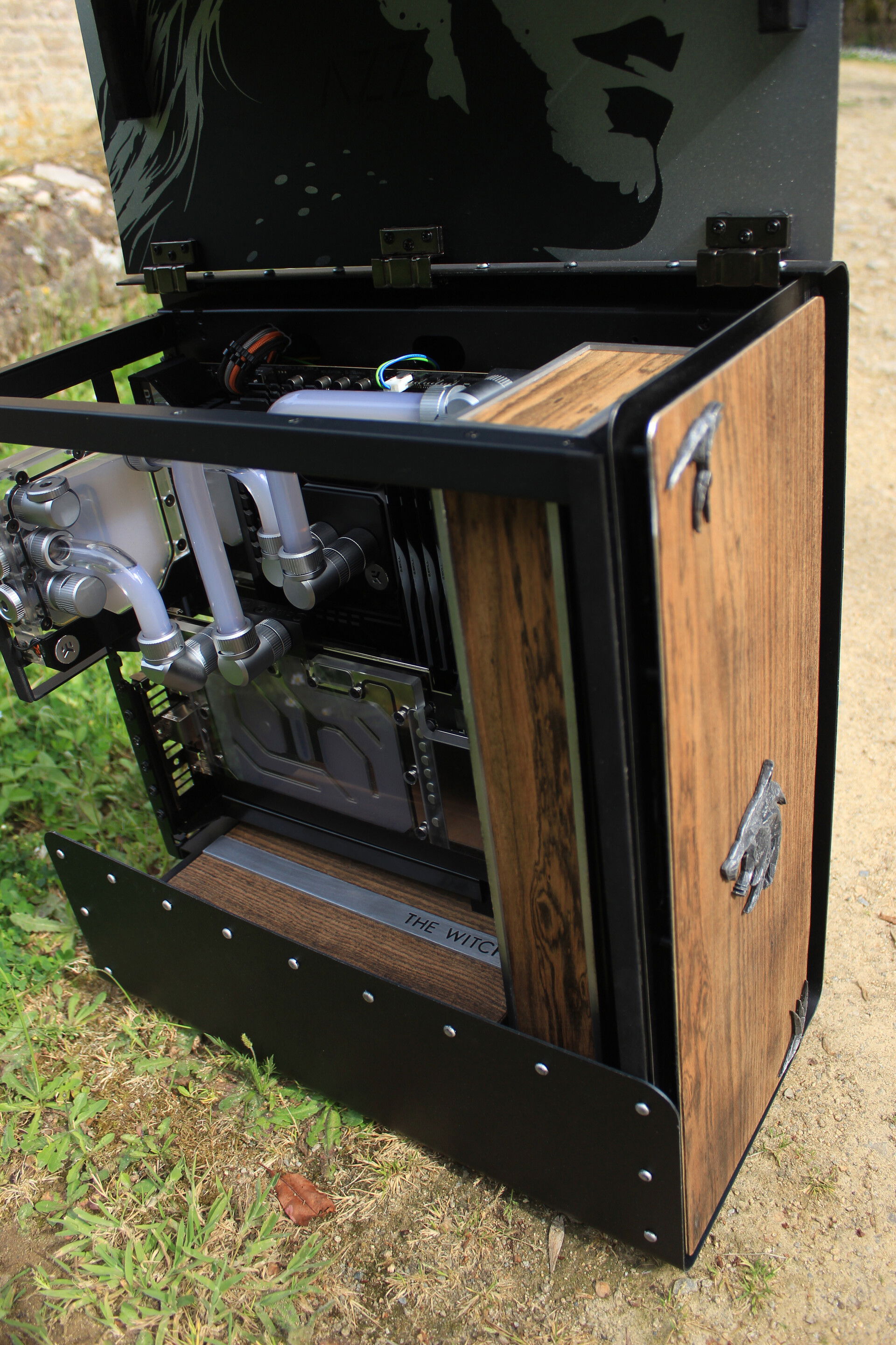 The Witcher » builds.gg