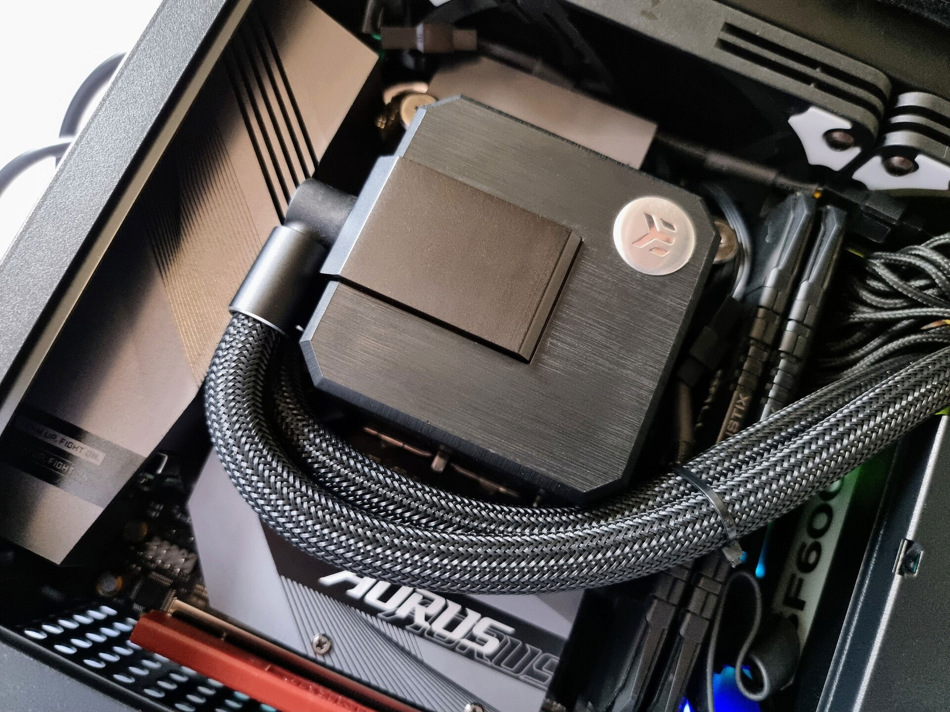 10L GEEEK M5 Build » builds.gg
