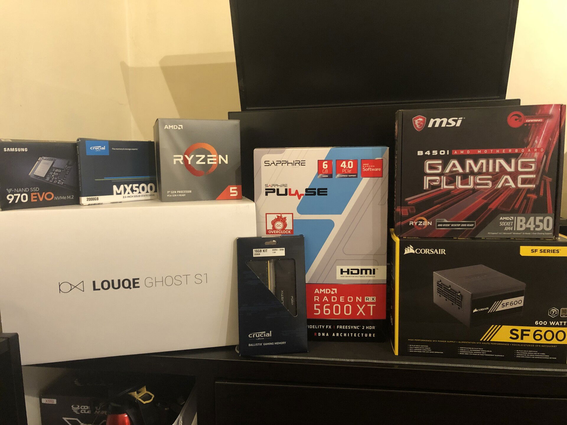 Louqe Ghost S1 mkIII (Ash) » builds.gg