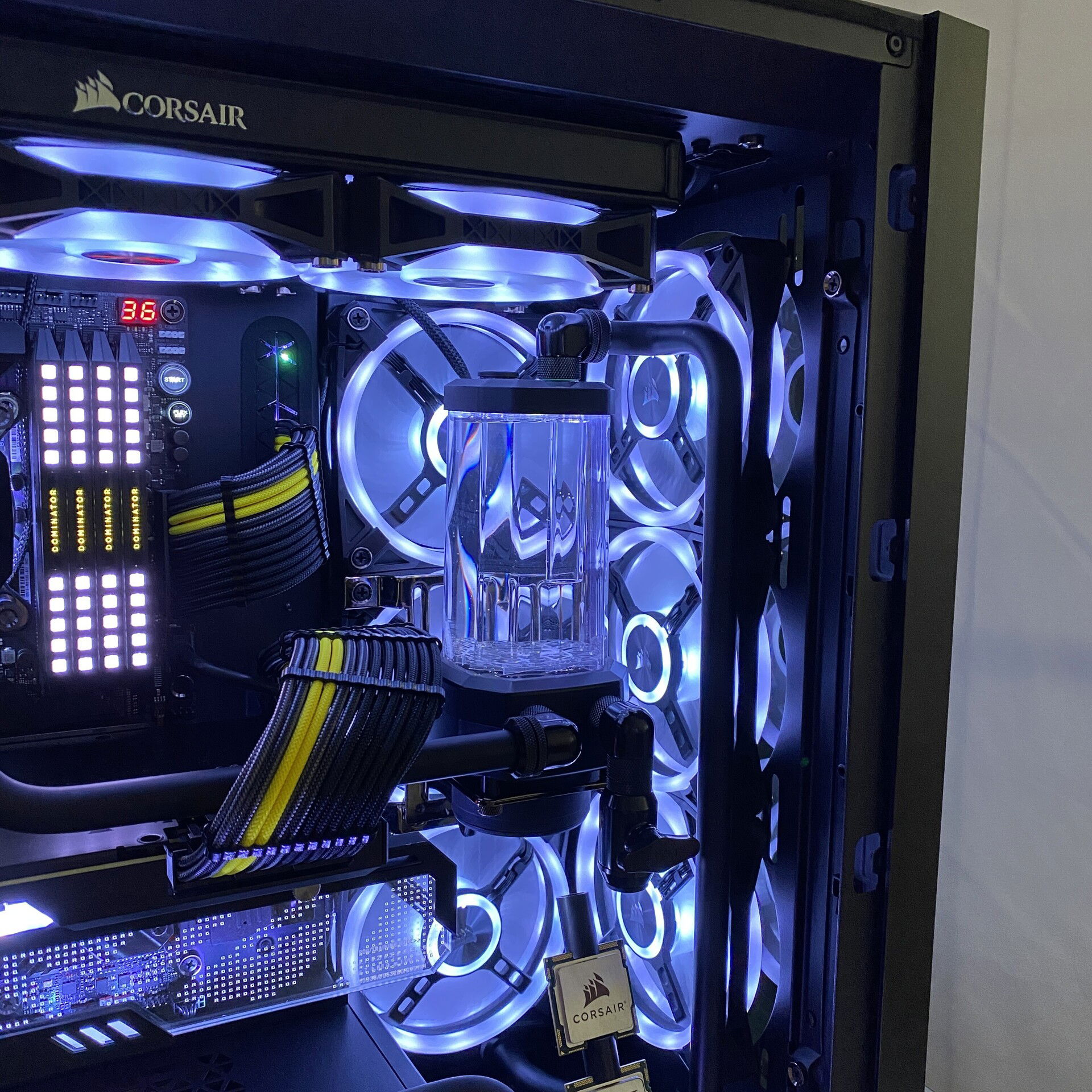 Corsair 5000X RGB » builds.gg
