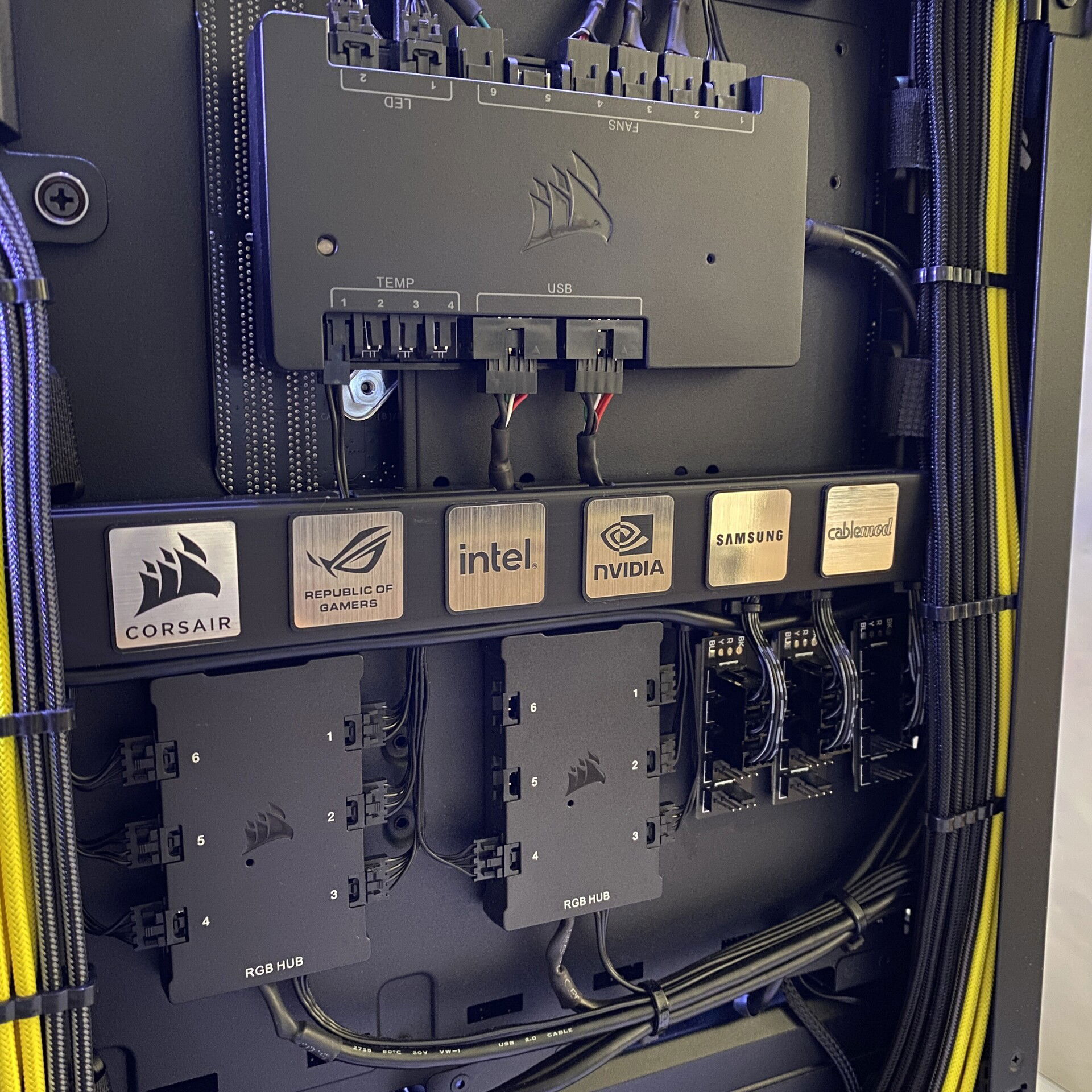 Corsair 5000X RGB » builds.gg