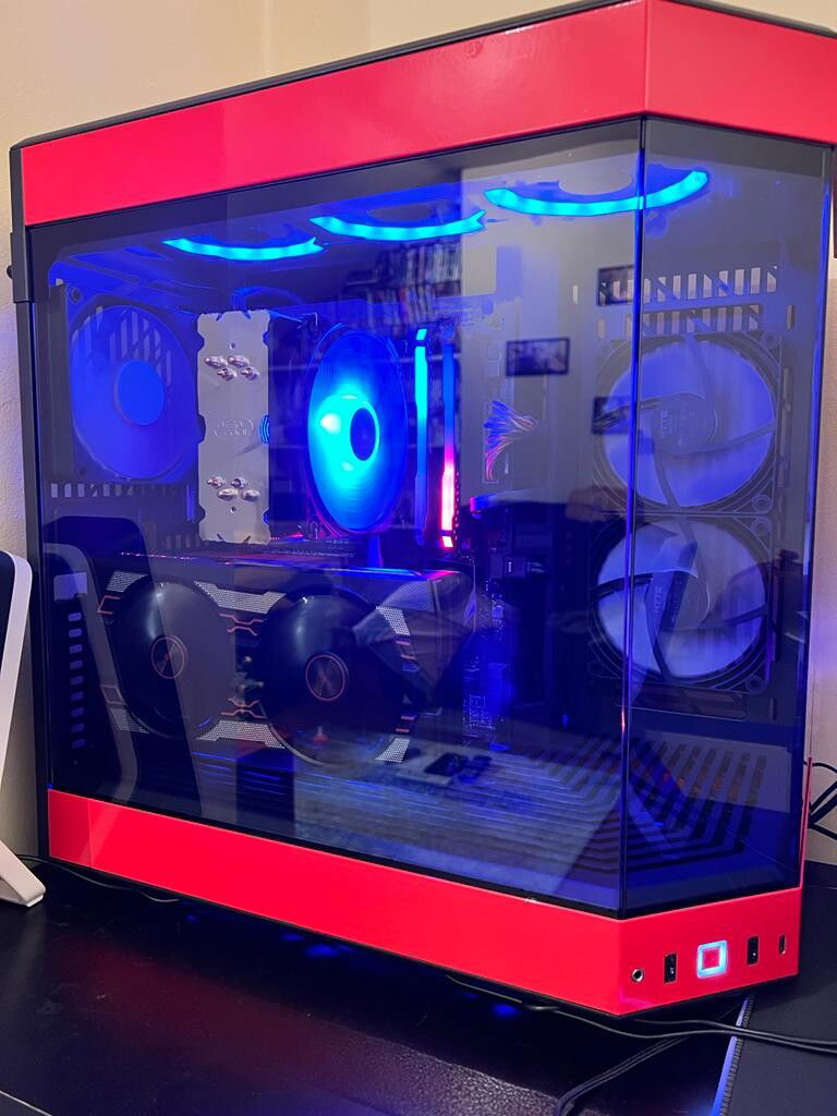 Hyte Y60 (Red) » builds.gg